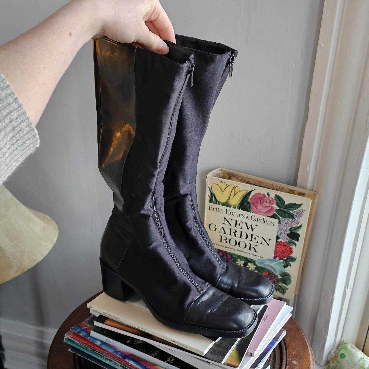 90’s does 60’s mod style boots 🪩 Womens size 8!... | Depop