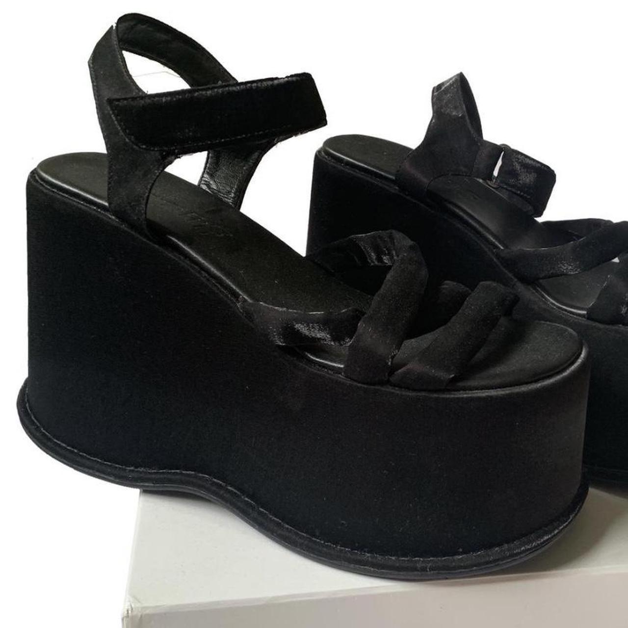 Unif bubble platforms new in box size 8 make an offer