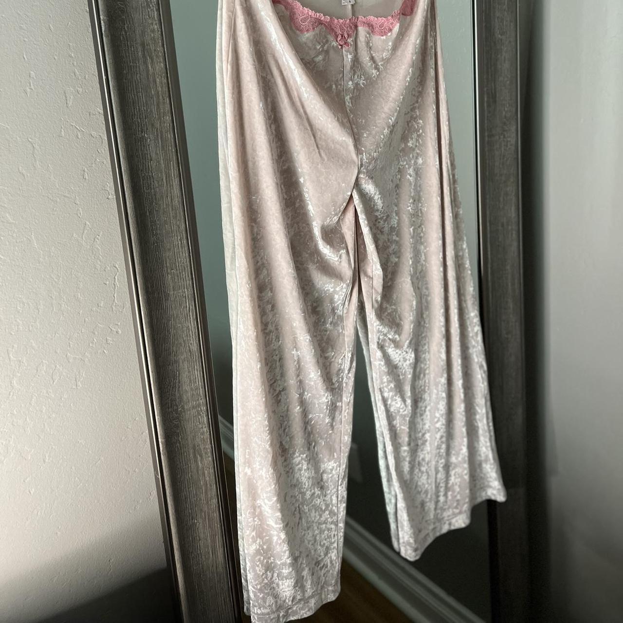 This amazing Victorias secret Angels pink velvet... - Depop