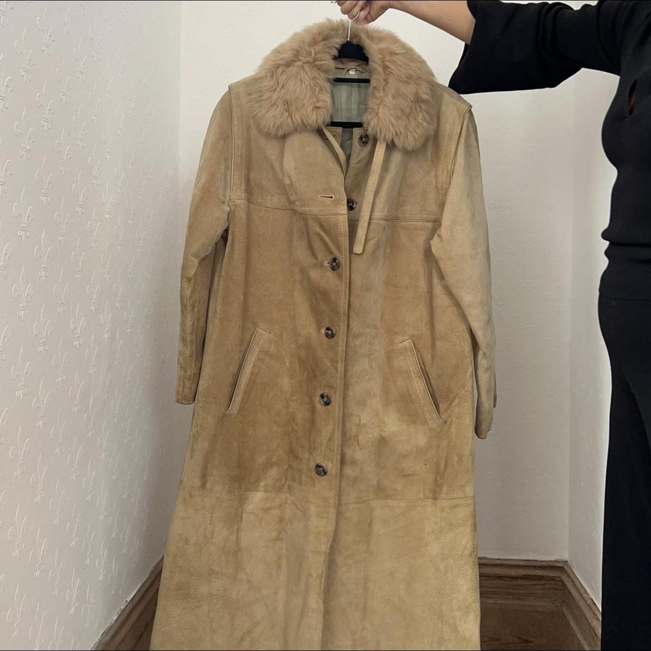 Vintage suede long coat with fur trim - Depop