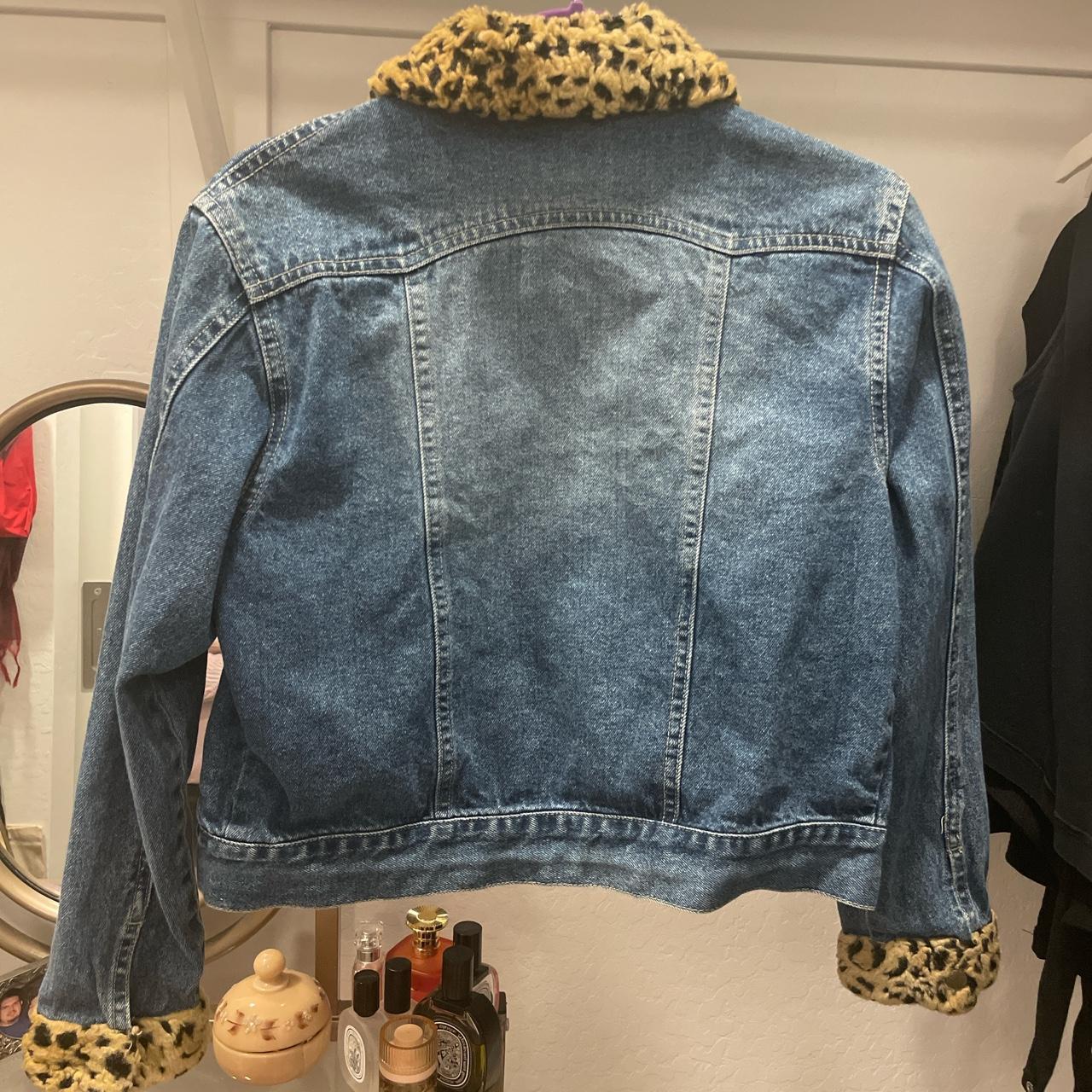 Rainforest Cafe Leopard Print Denim Jacket size... - Depop