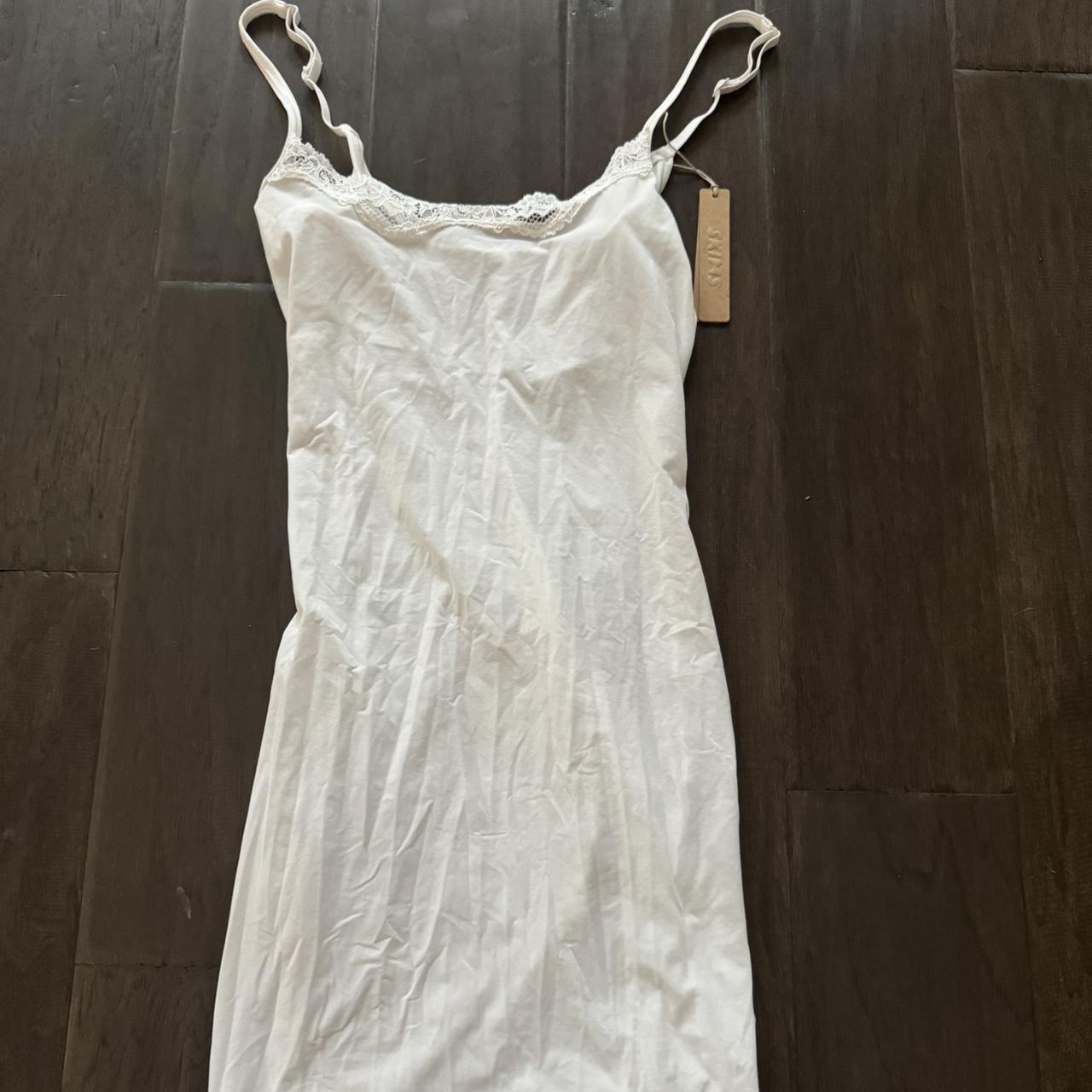 skims fits everybody lace mini slip dress NWT - Depop