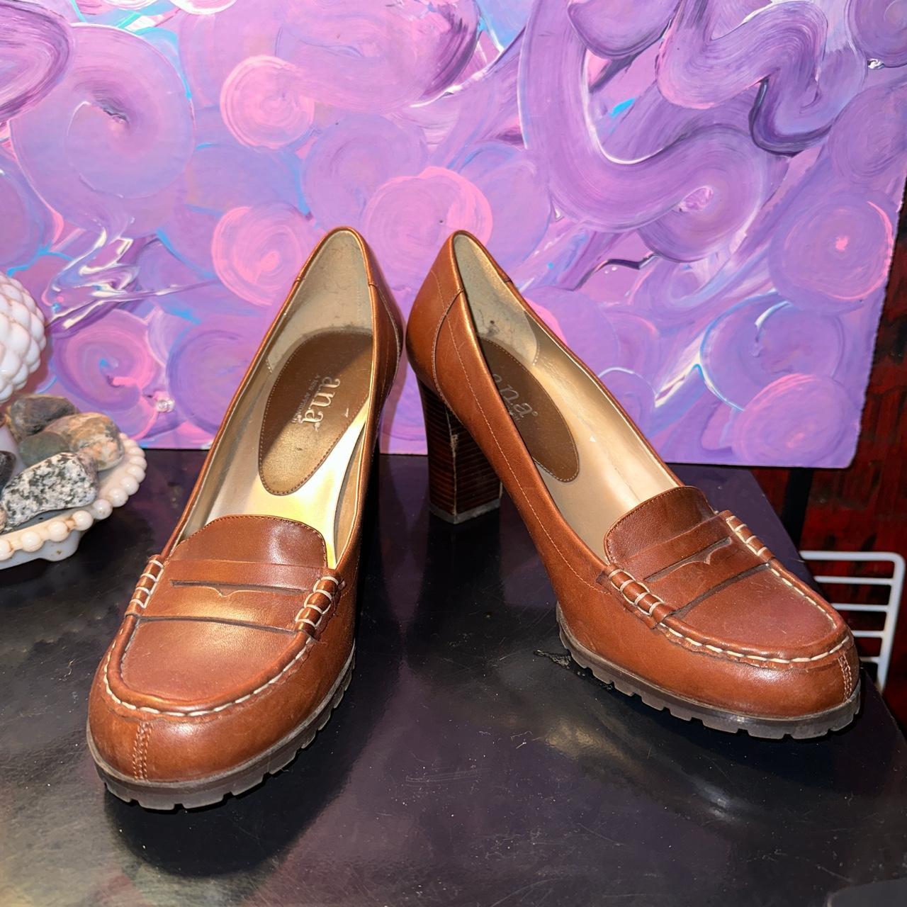 Adorable cottage core brown heels faux(?) Leather - Depop