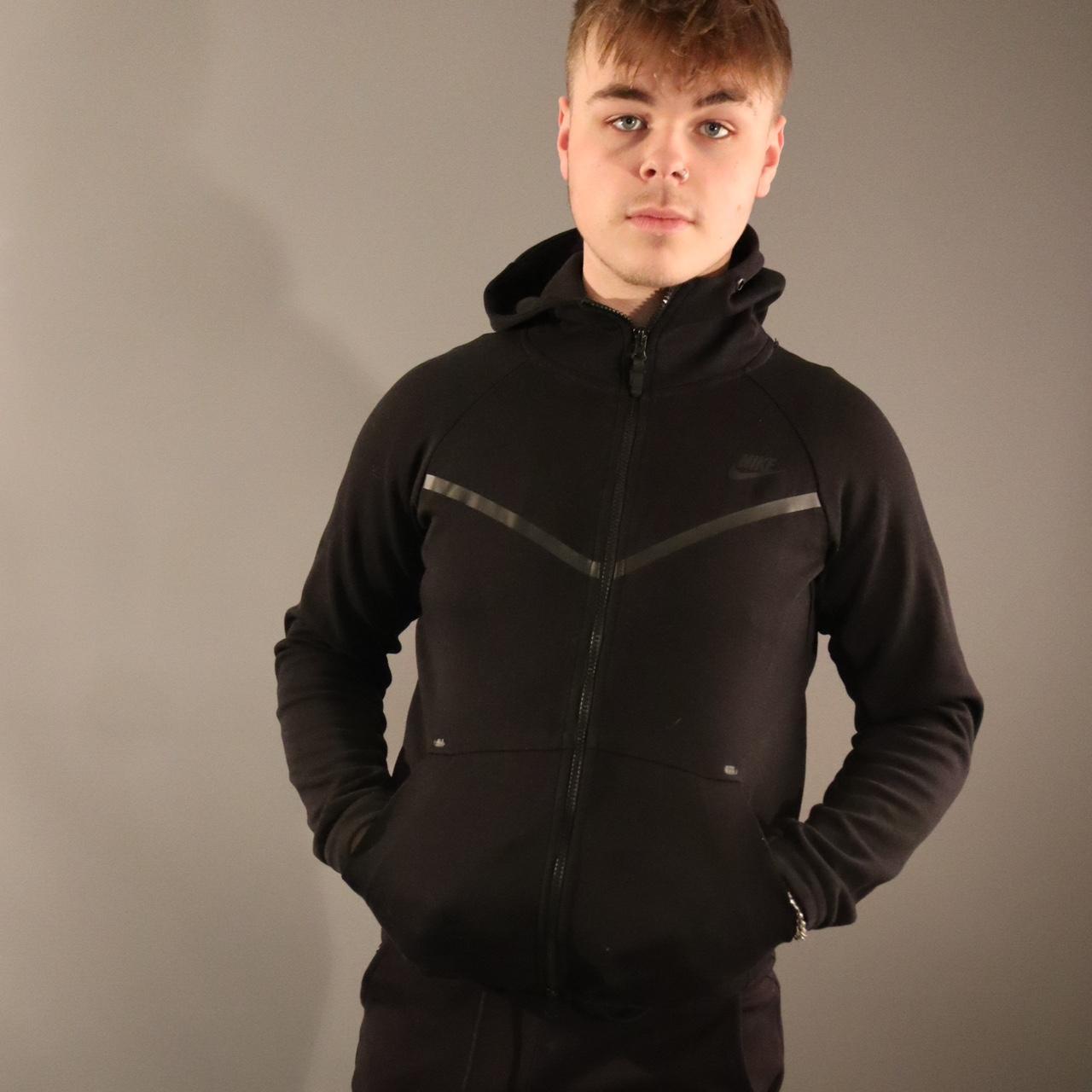 Full Black Nike tech Sold as set - Depop