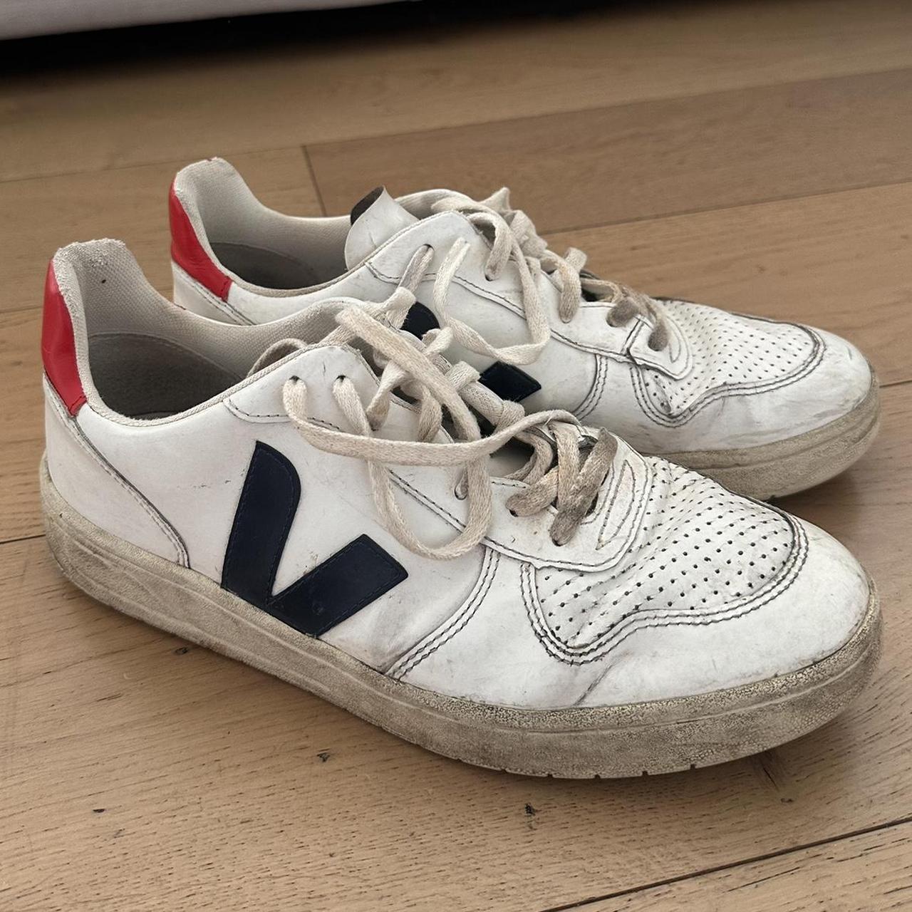 Classic White and red Veja sneakers - Depop