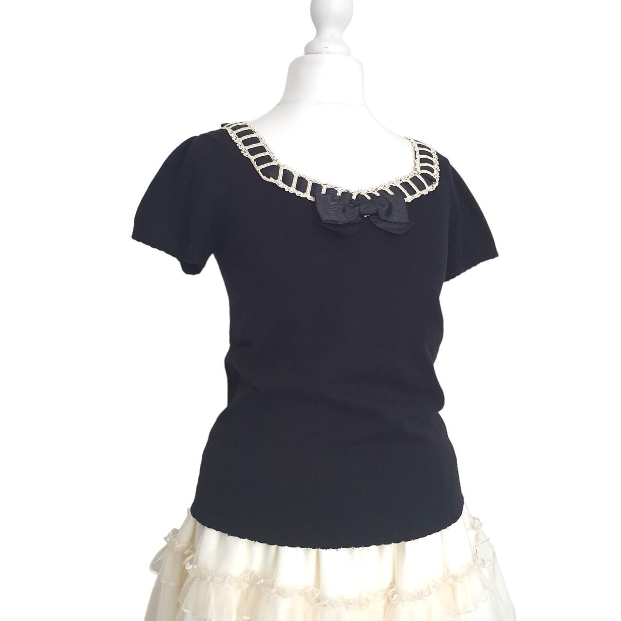 Y2K Bow Knit Top • Black short sleeve knit top. •... - Depop