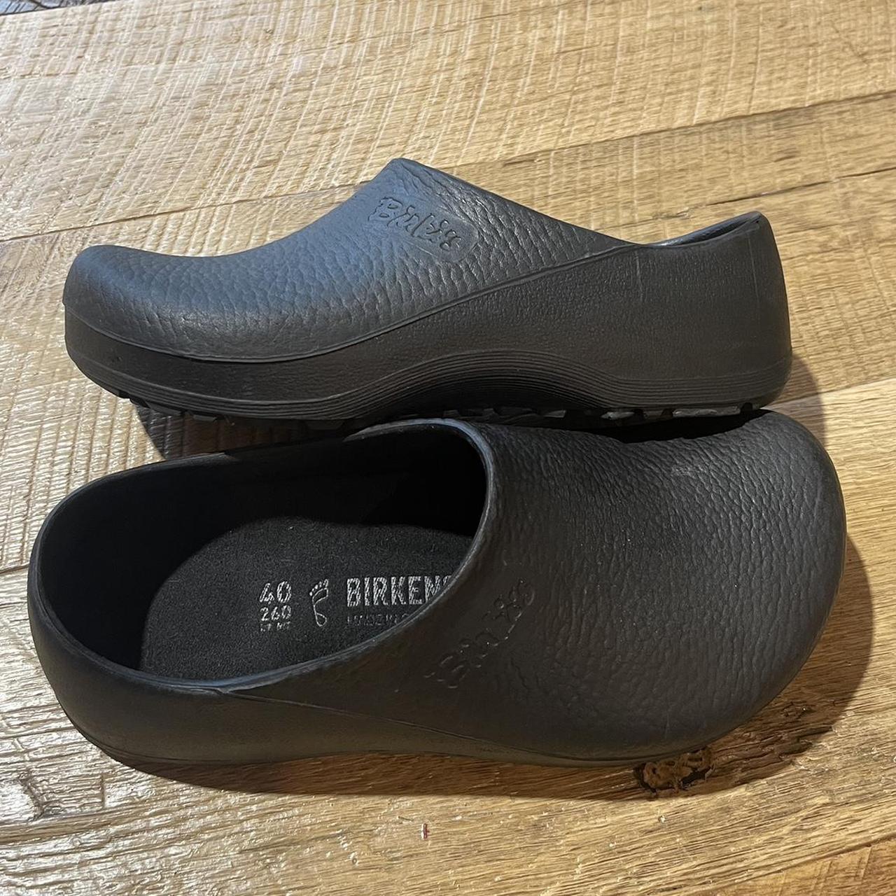 Birkenstock Men's Black Clogs | Depop