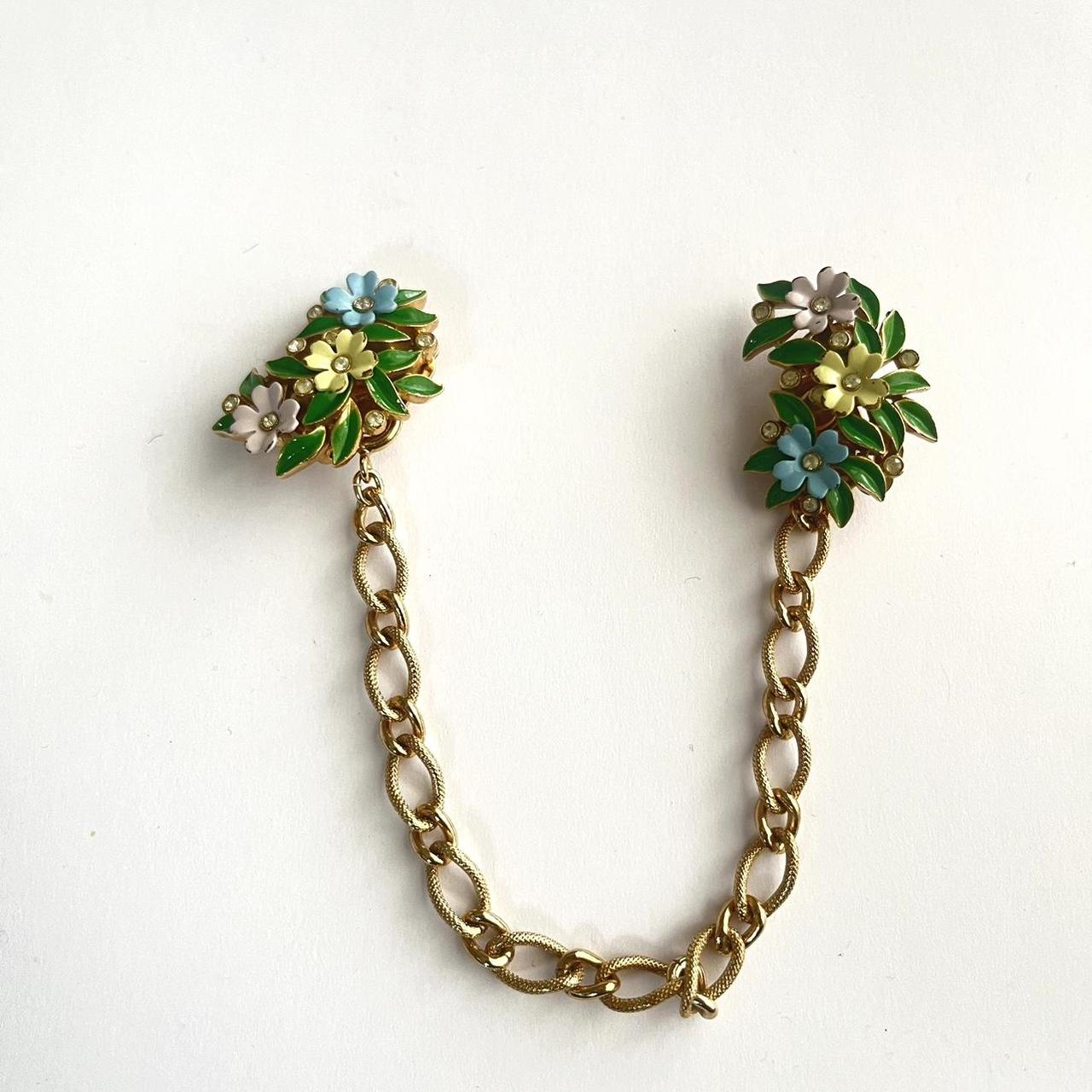 Vtg flower gold plated Sweater Dress Clip. In good... | Depop