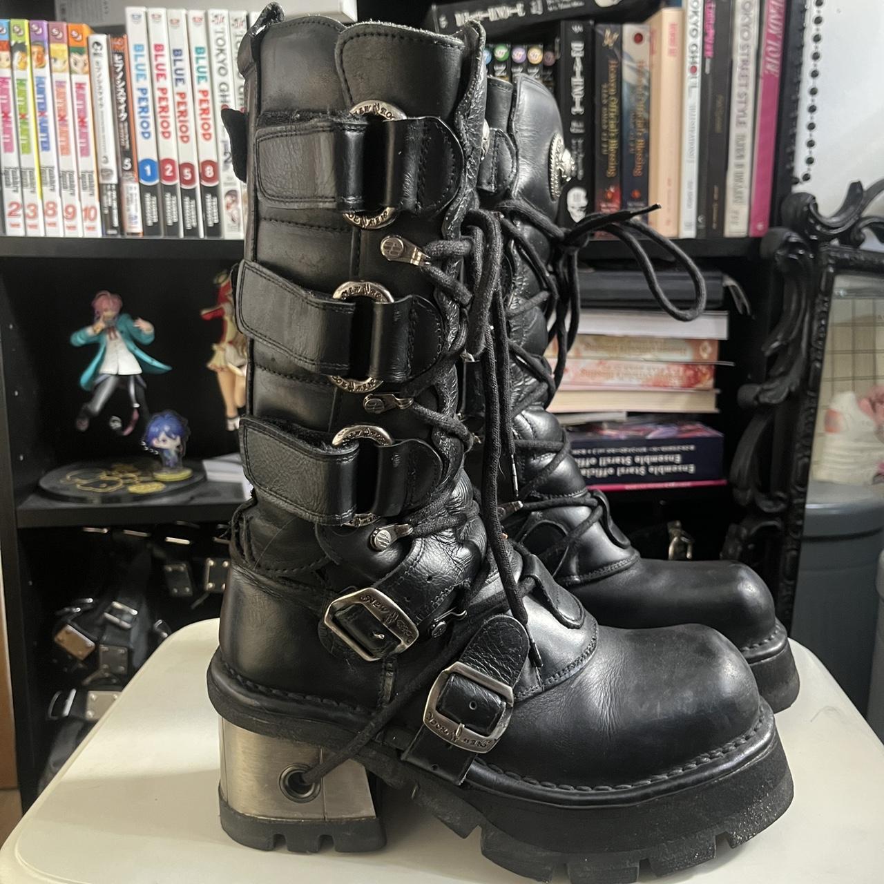 New Rock Women's Silver and Black Boots | Depop