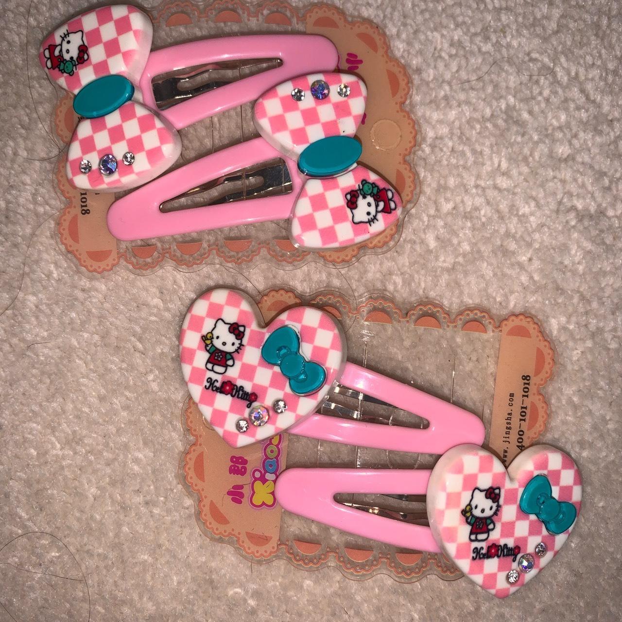 Hello kitty hair clips - Depop