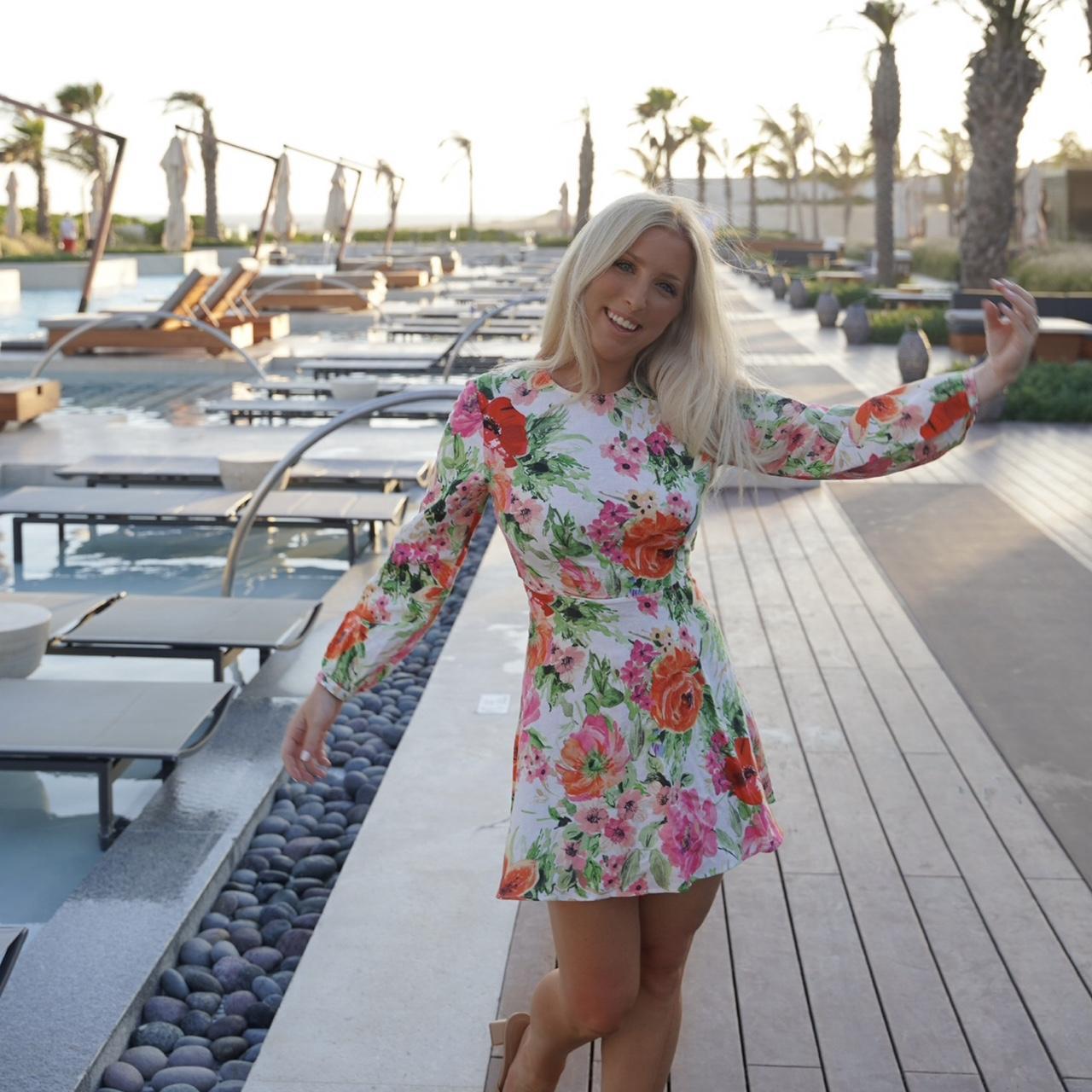 Zara Floral Dress with back cut out Size XS Worn... | Depop