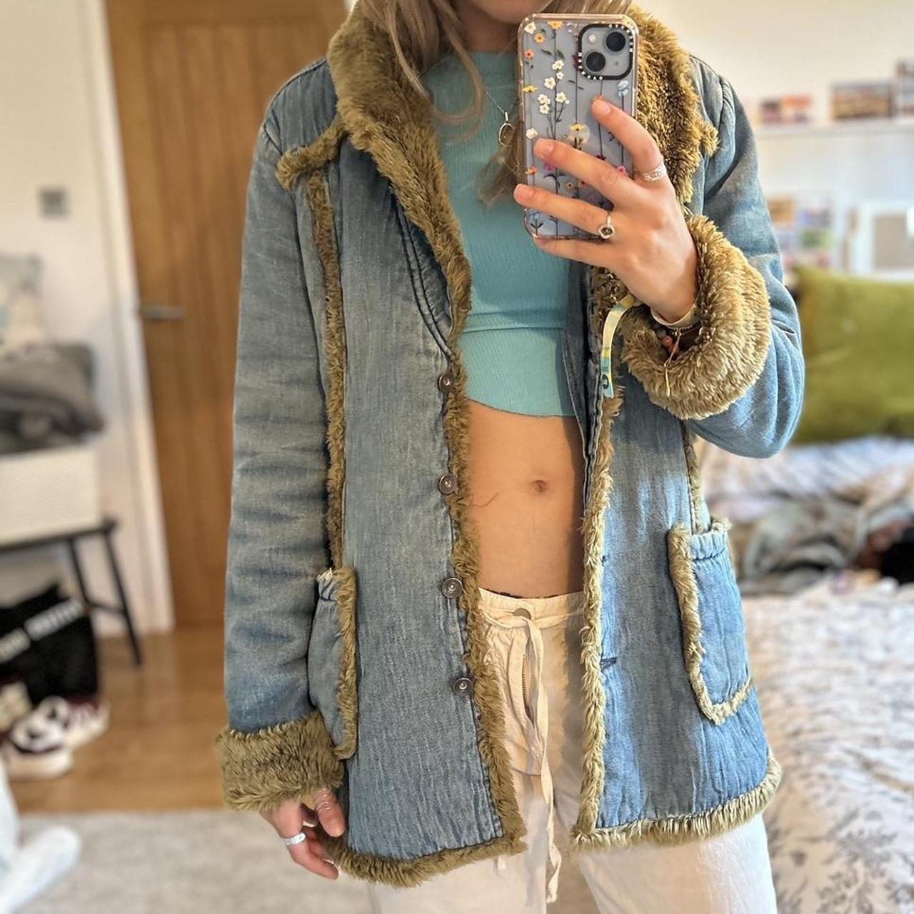 Super cute fur edged coat Warm and fluffy:) Small... - Depop