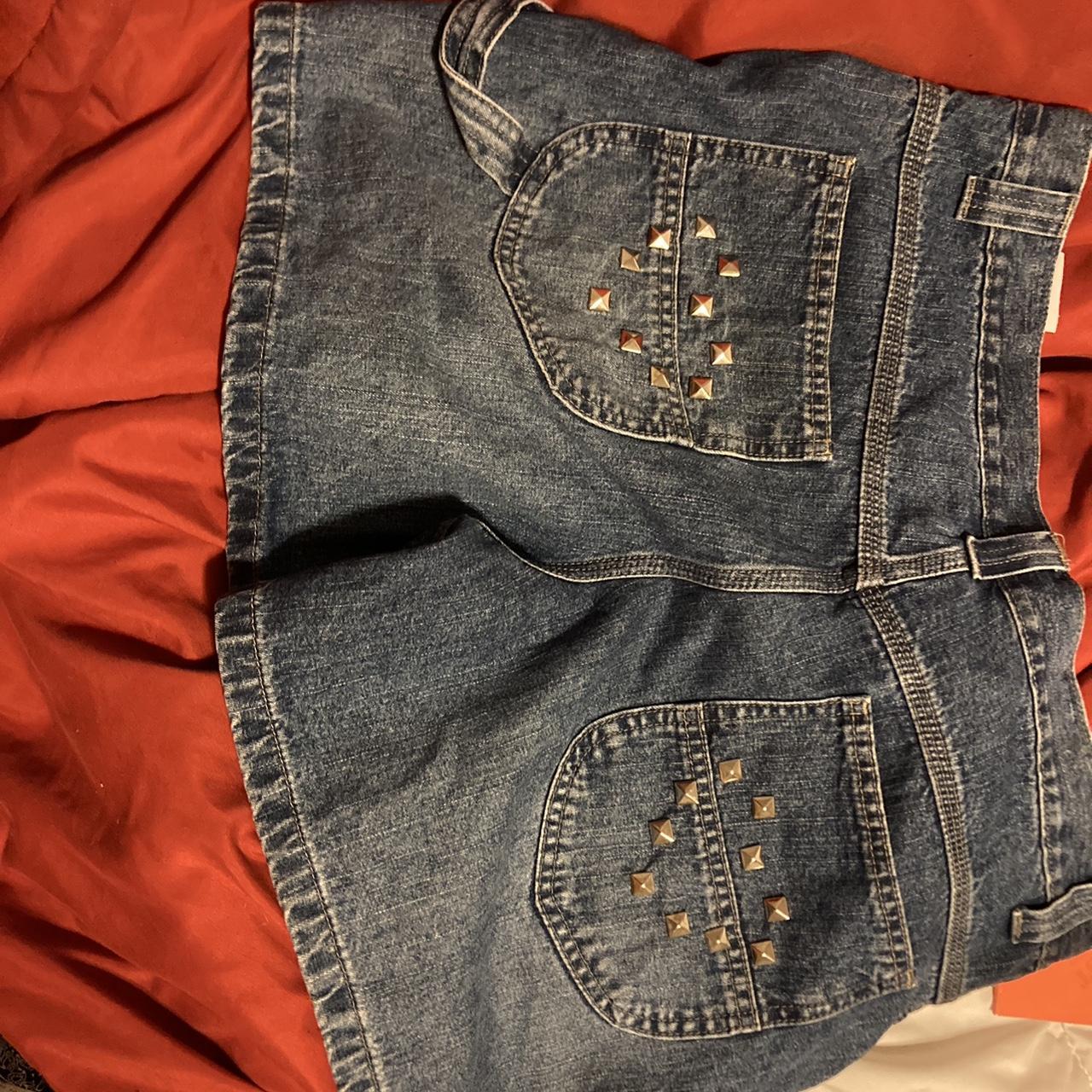 Up cycled y2k/edgy lee shorts with hearts on pockets... - Depop