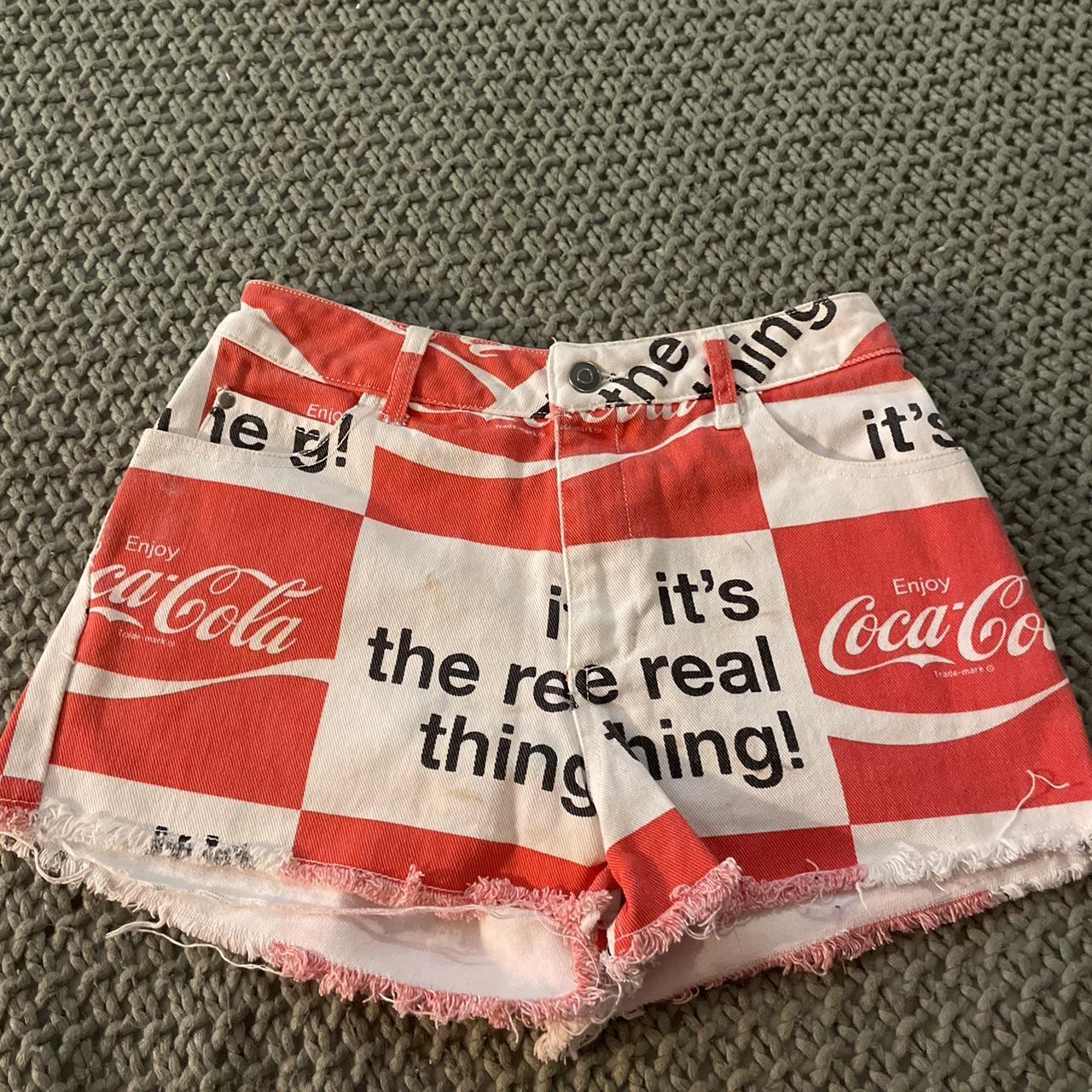 Coca-Cola Women's White and Red Shorts | Depop