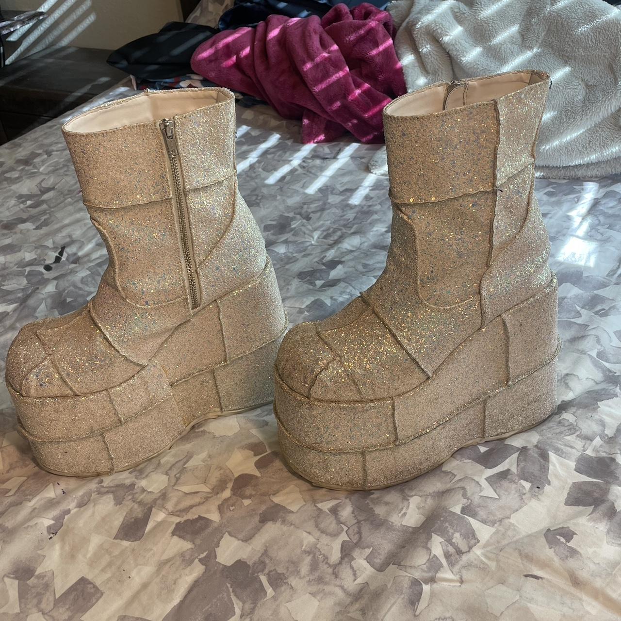 WHITE GLITTER DEMONIAS STACK - 301 - Depop