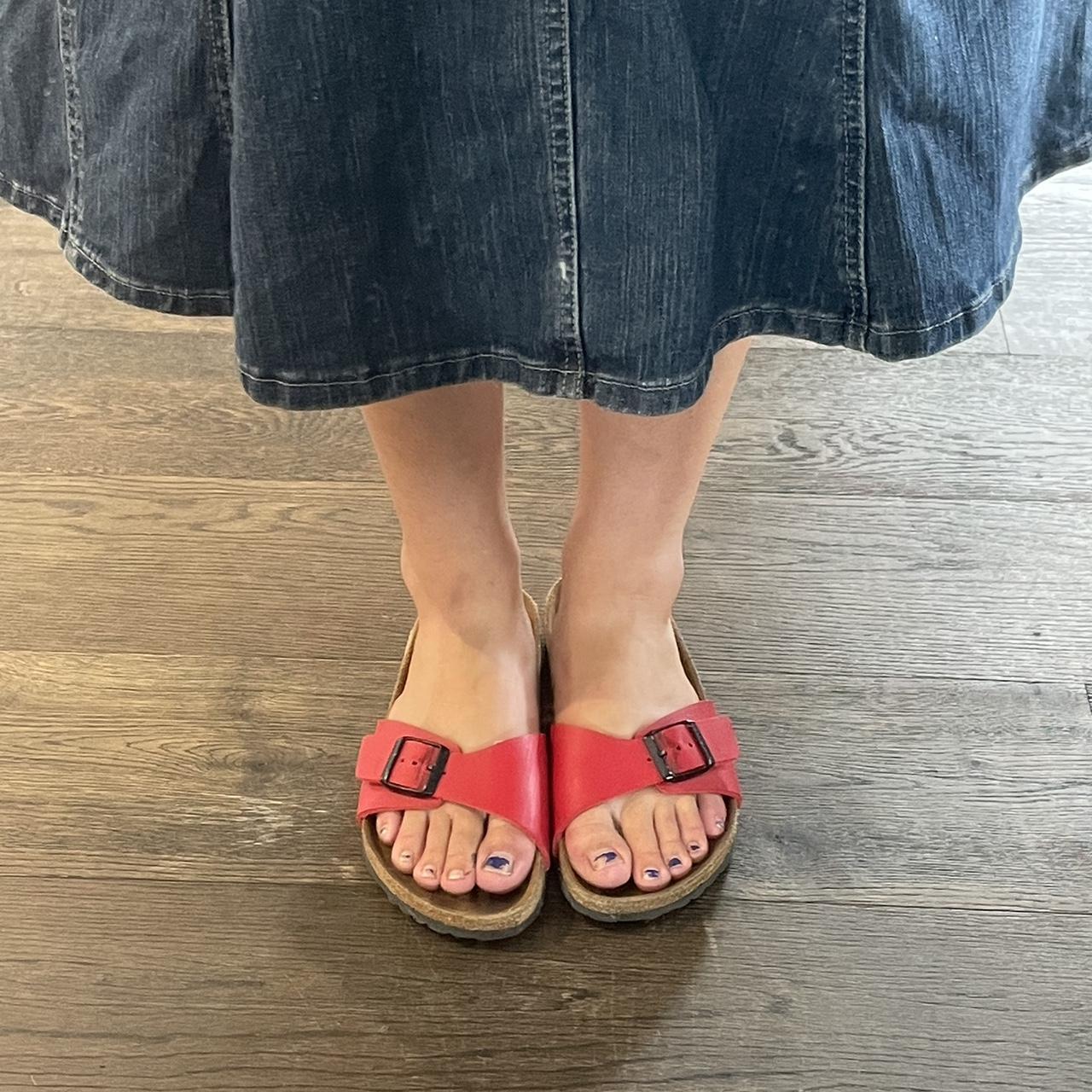 cutest red birks size 40 🦑 - Depop