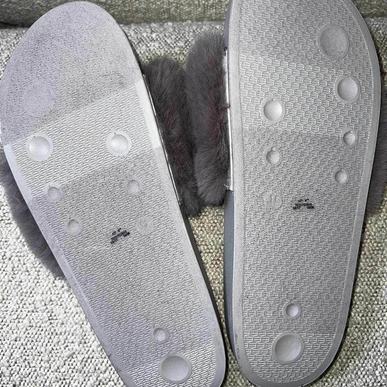 American Eagle lavender slides 💜 Size 11 - never... - Depop