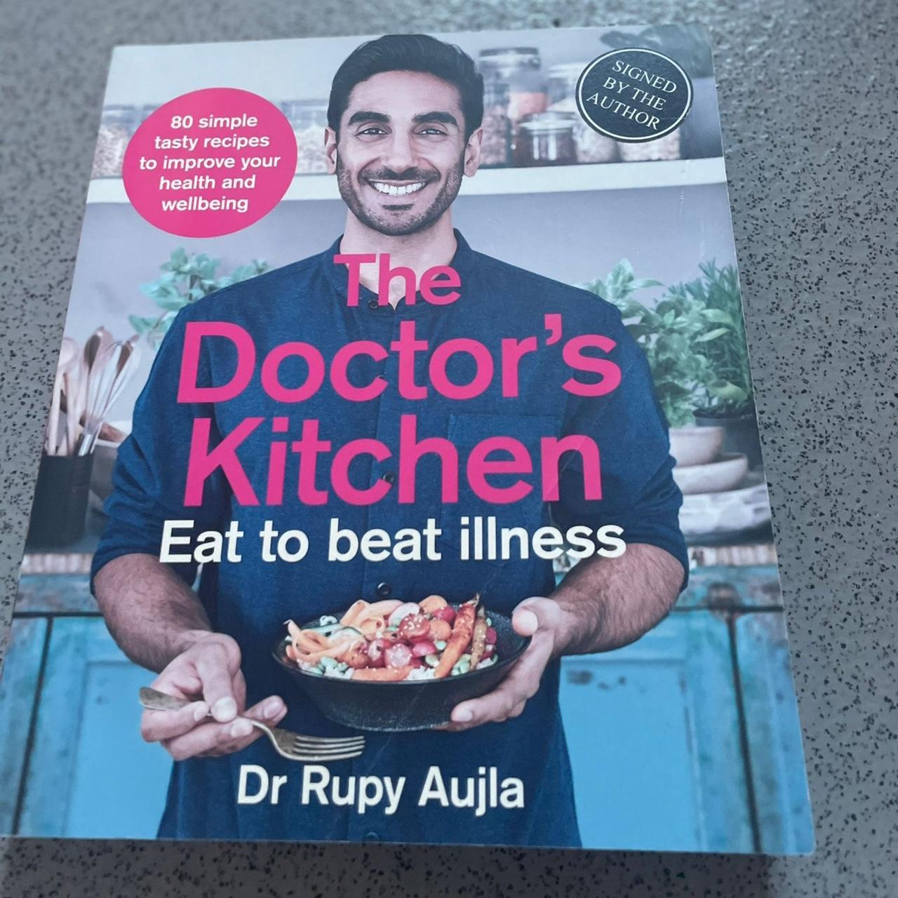 The doctors kitchen eat to beat illness signed... - Depop