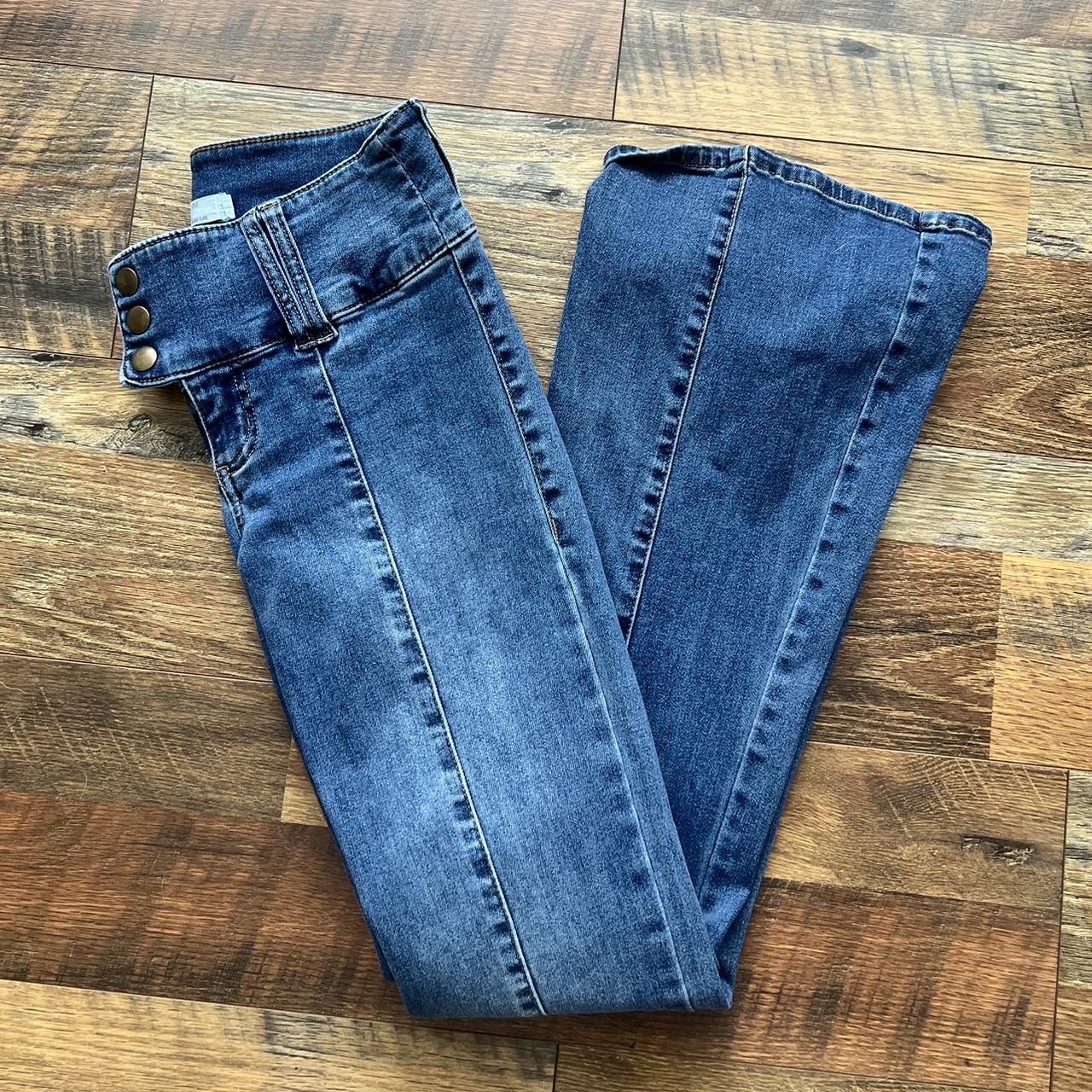 Garage jeans low rise - Depop