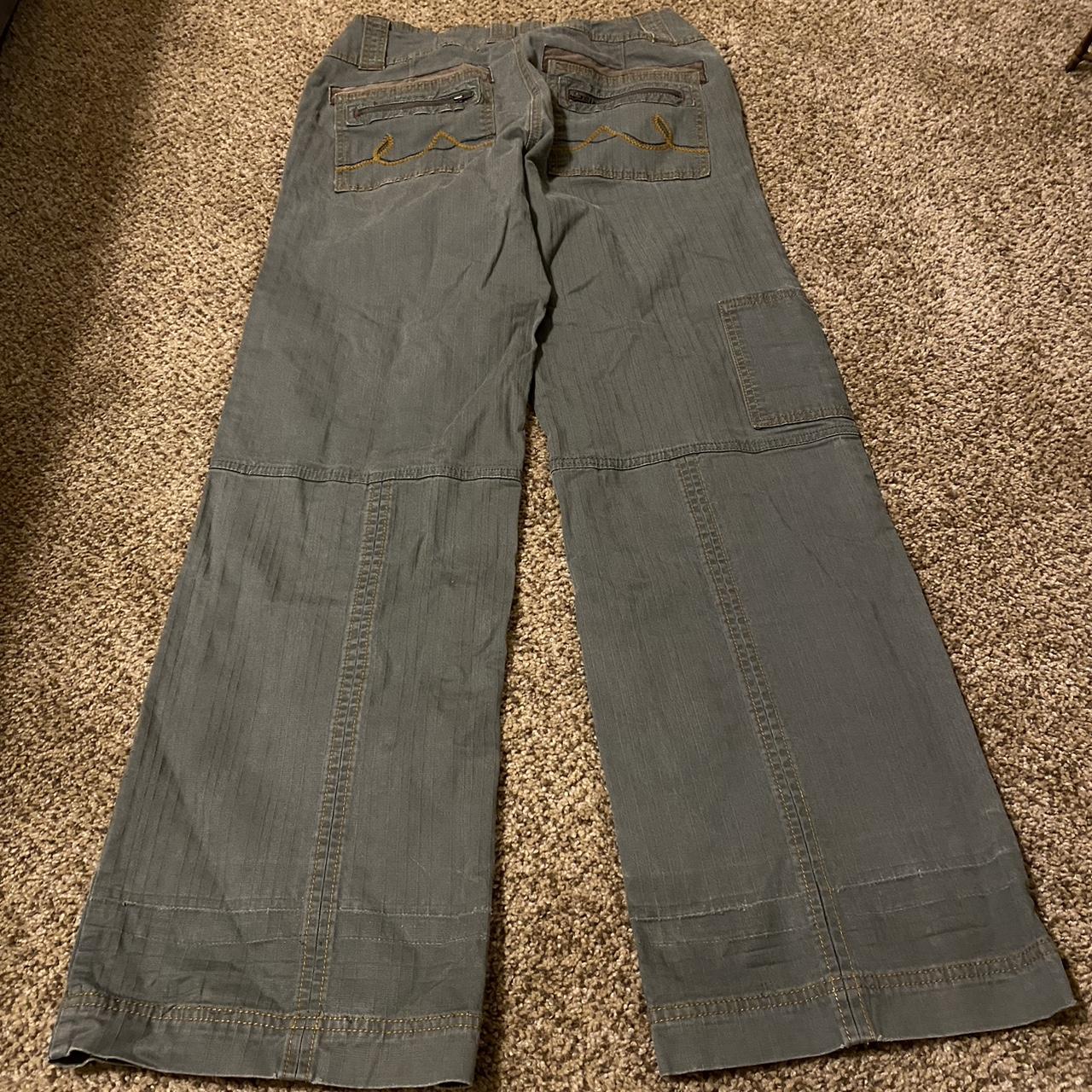 🕷 Y2K grunge baggy cargo utility dull green mid rise... - Depop