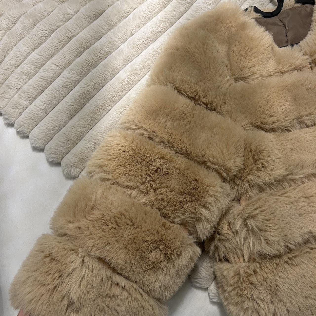 beige fur coat worn a few times size large would... - Depop