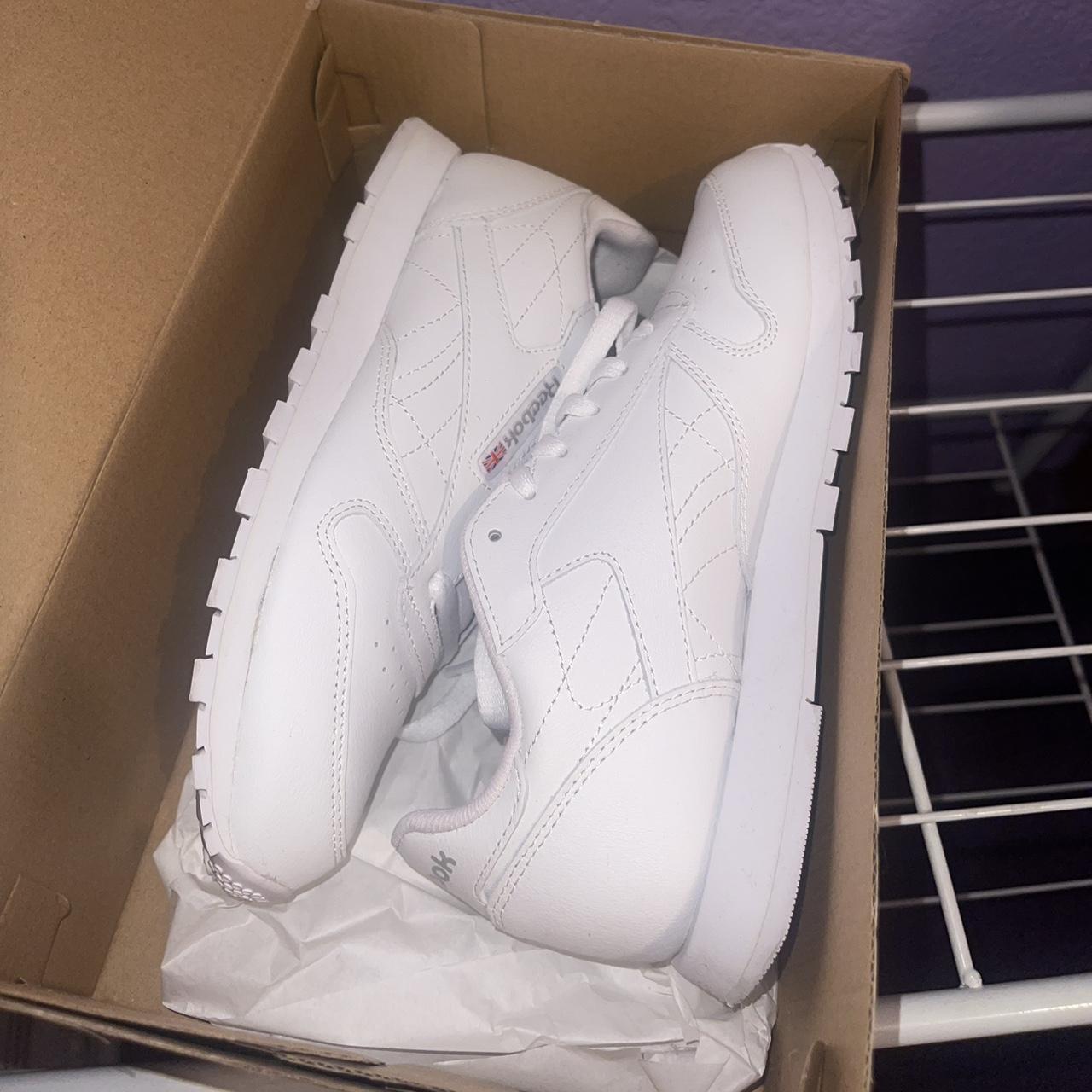 Size 4 junior reeboks fits like a women’s... - Depop