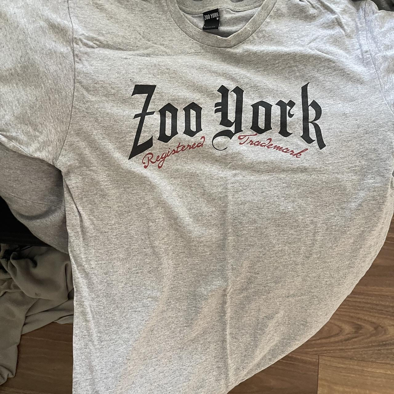 Zoo york tshirt - Depop