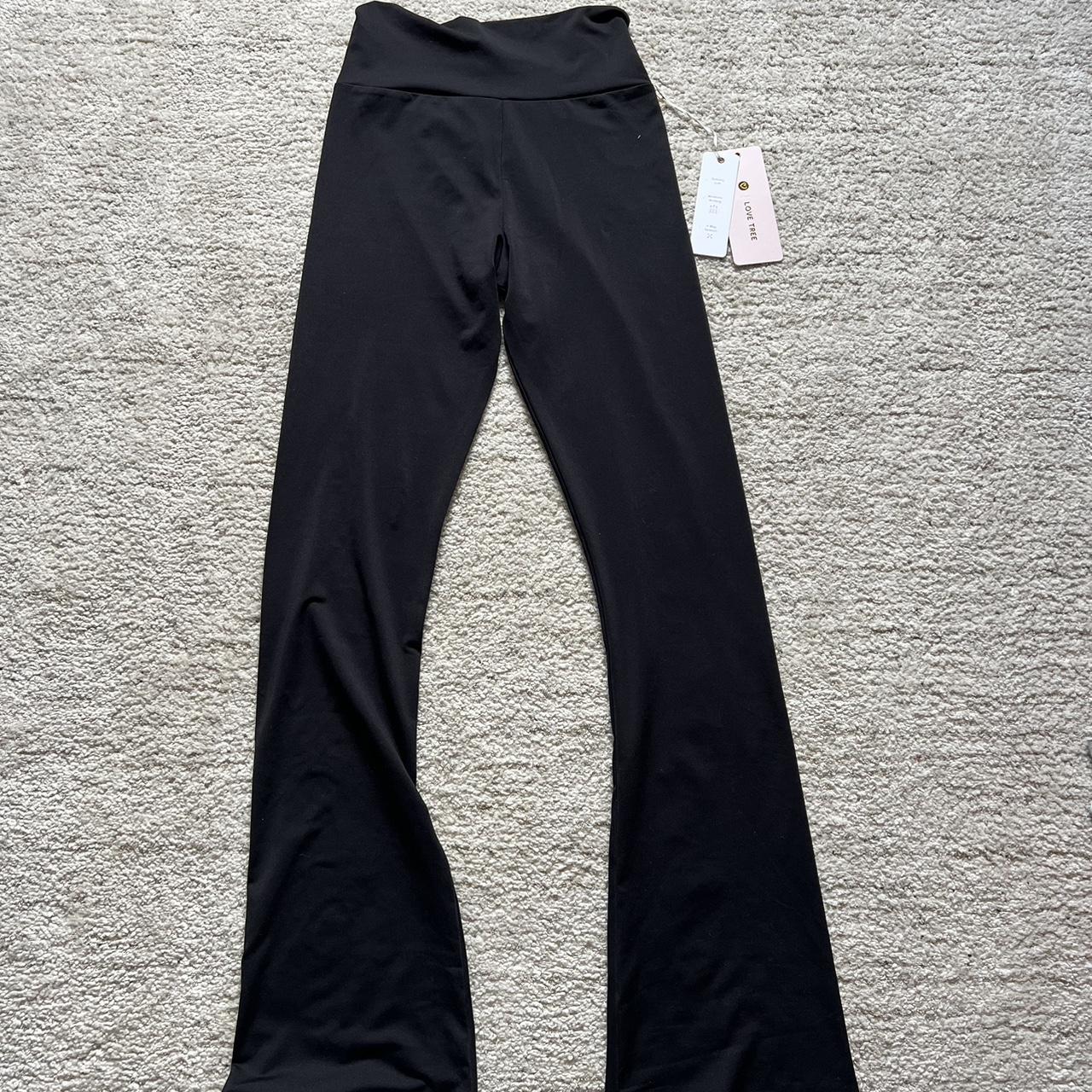 Back flare leggings - Depop