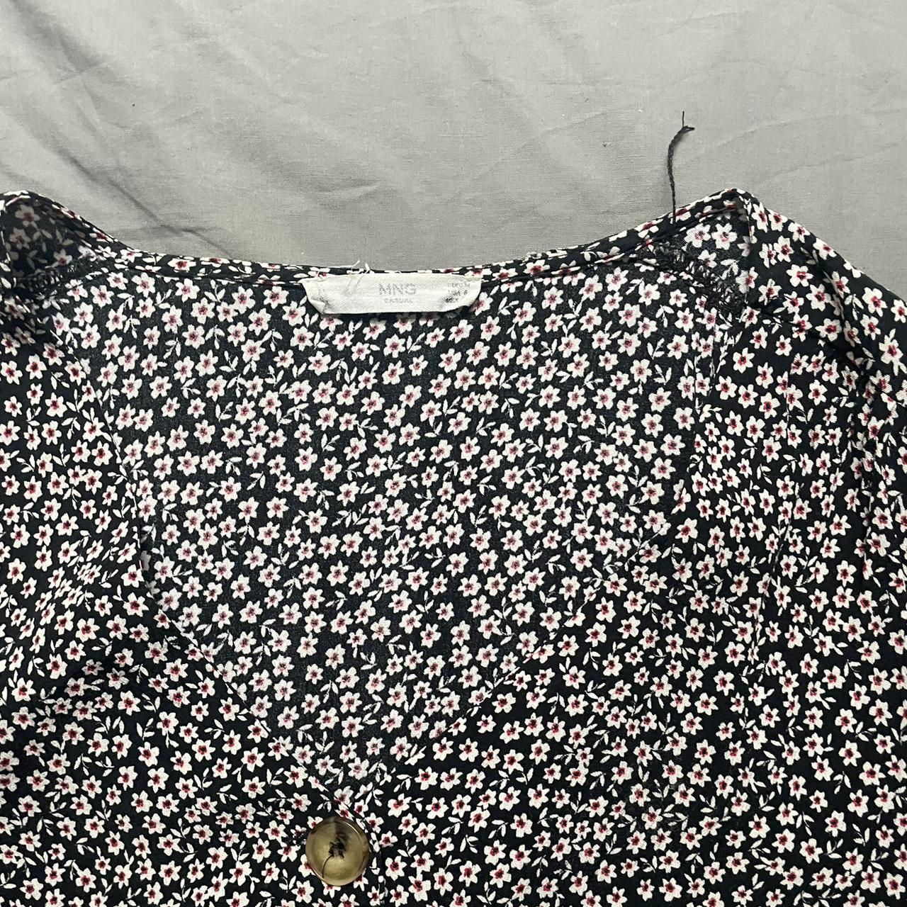 Mango. Size M. Floral pattern. In good condition.... - Depop