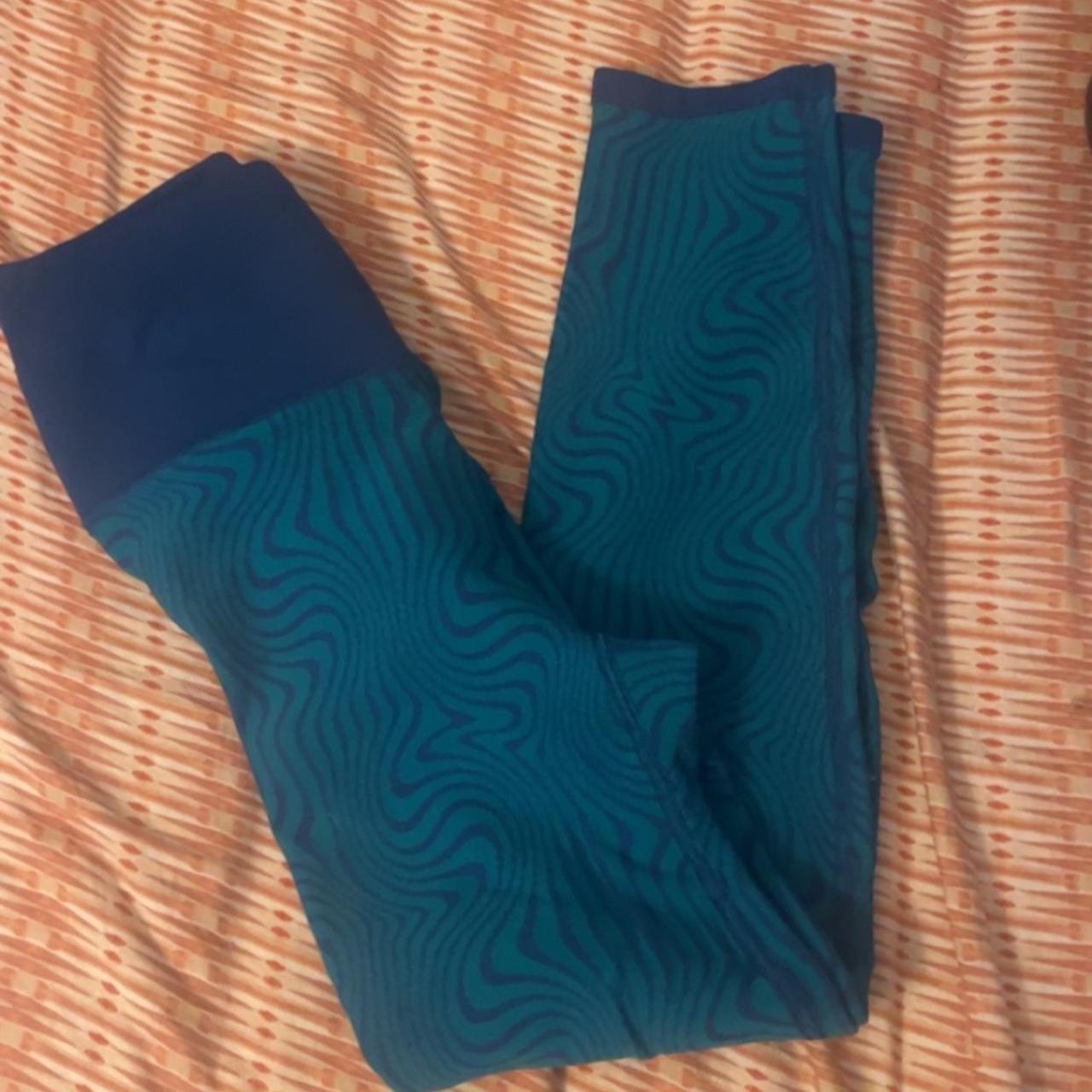 ADORABLE ribbed patterned free people movement... - Depop