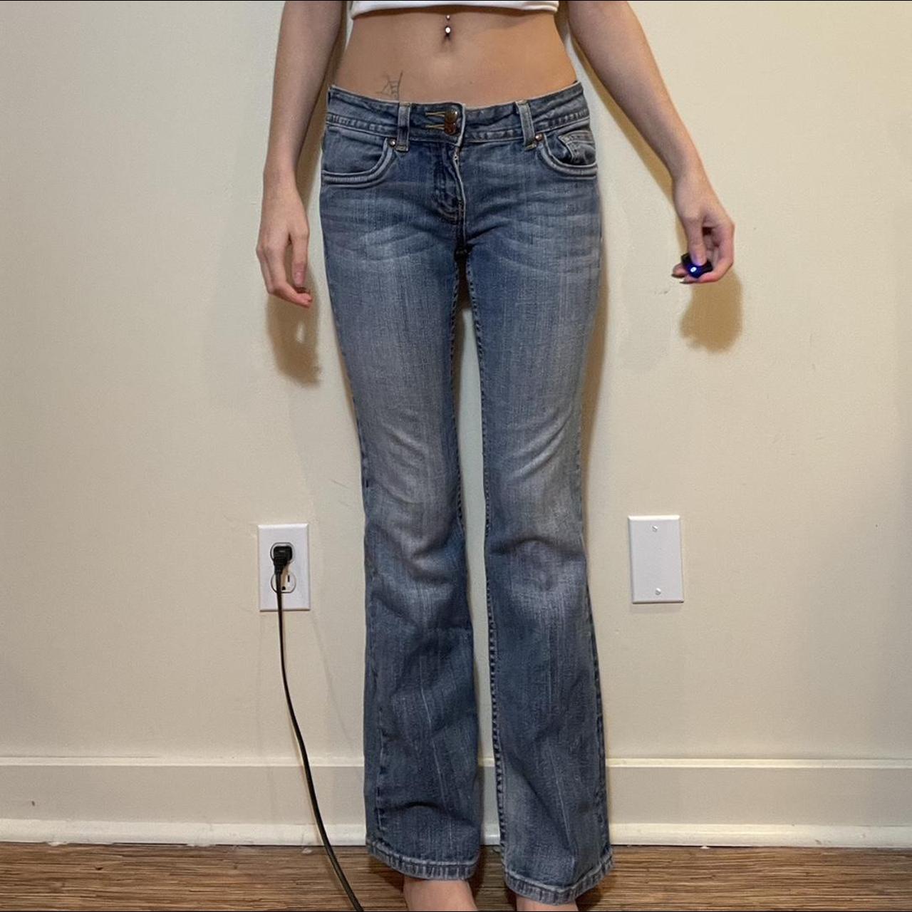 Adorable 2000s Low rise denim jeans! In good... - Depop