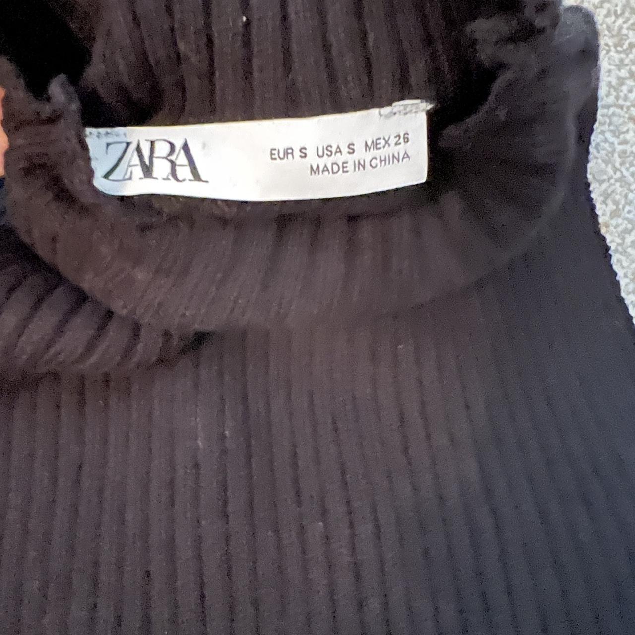 Zara sleeveless turtle neck - Depop