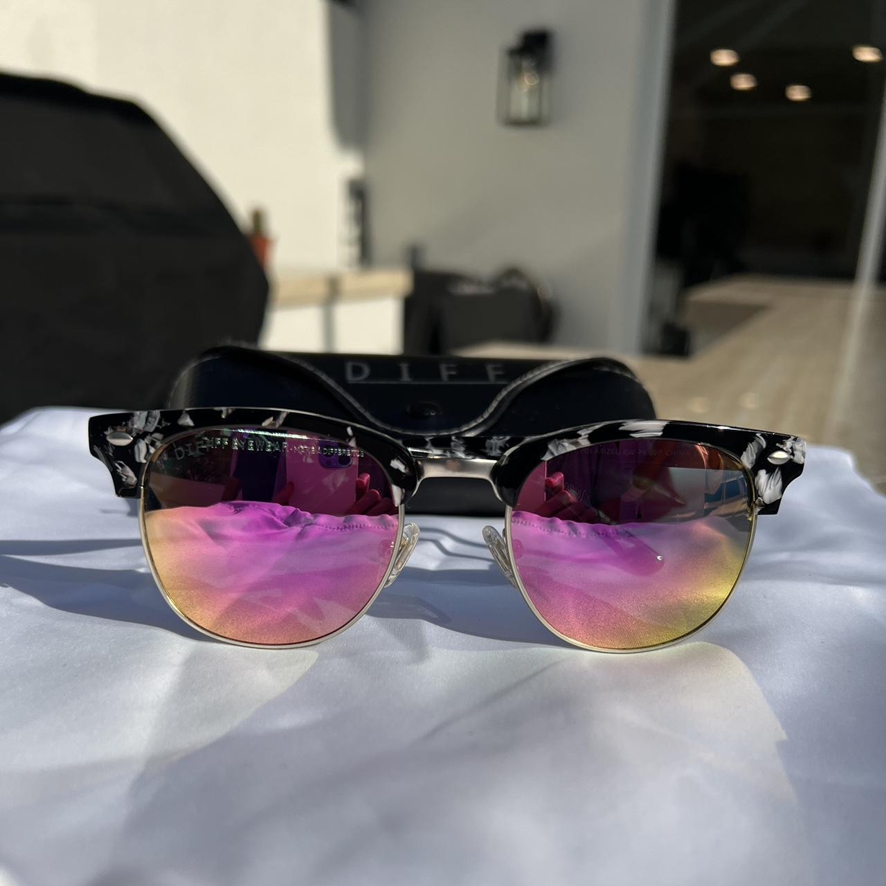 Diff sunglasses in good condition comes with... - Depop