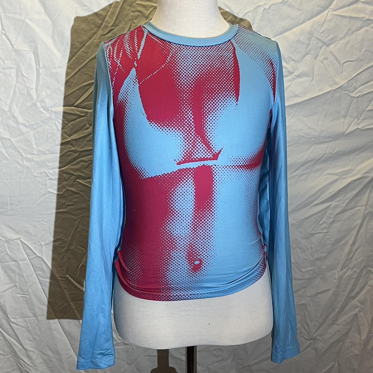 Bikini body heat print tee😍😍 I do not have the... - Depop