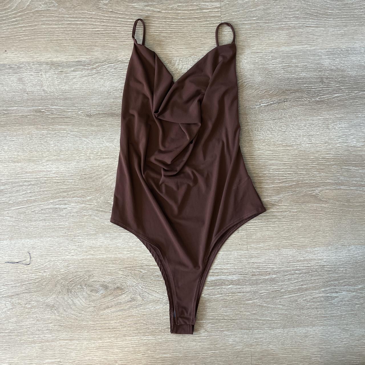 Cocoa Brown Ruched Front Bodysuit Size L tried on... - Depop