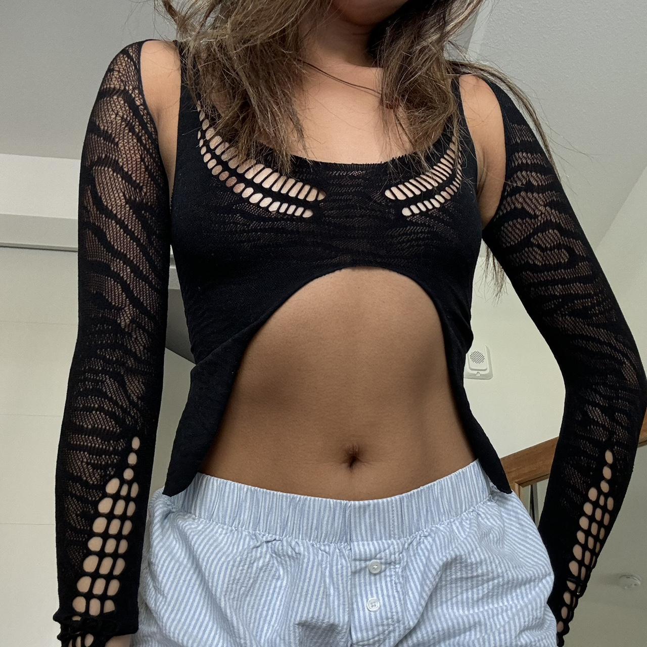 The kript tank and sleeves set super cuuute - Depop