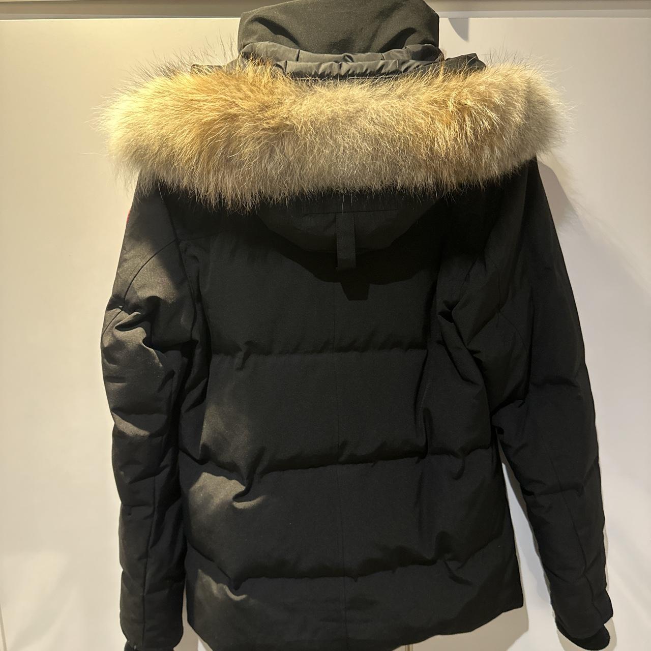 Canada Goose Men's Black Coat | Depop