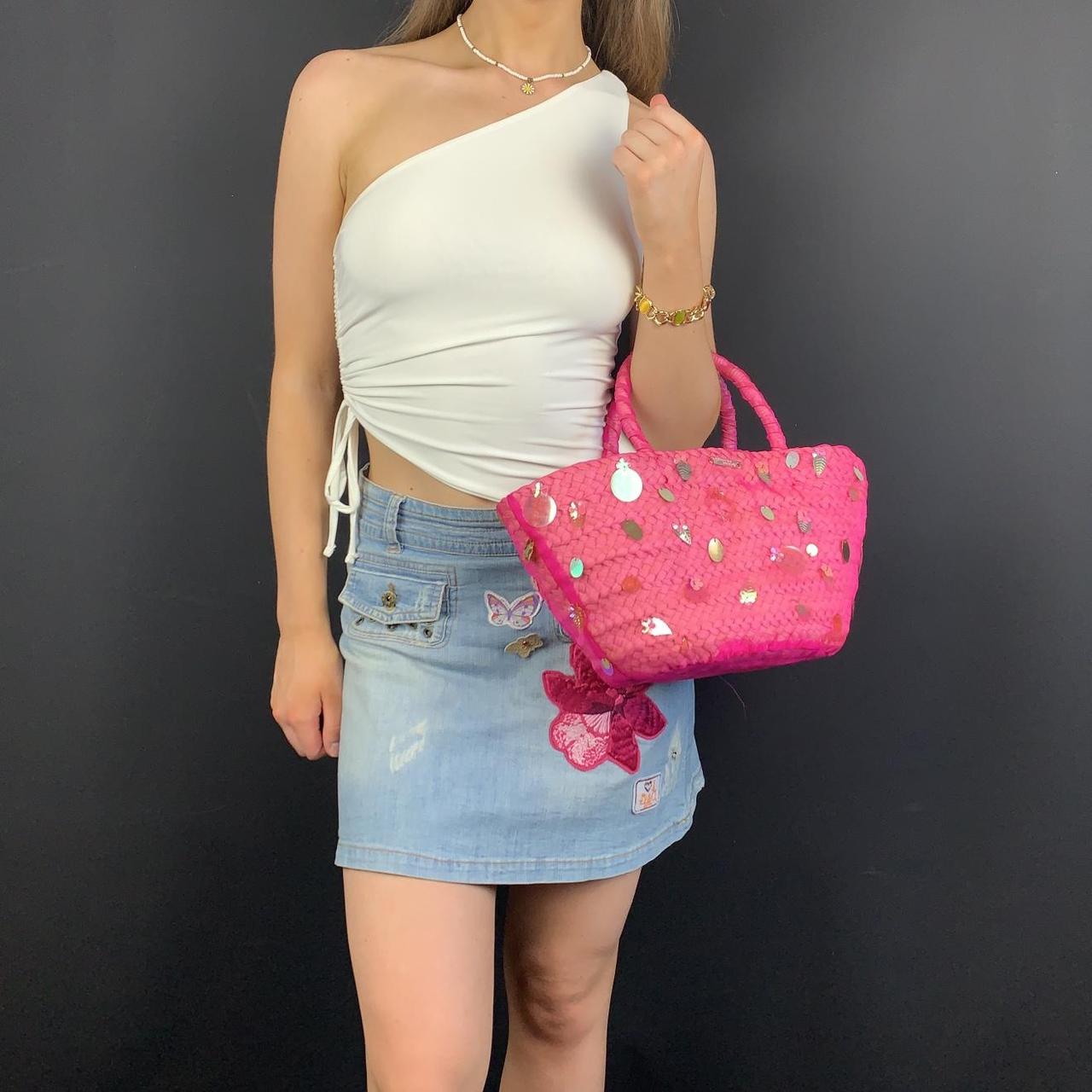 💗 Cutest y2k pink handbag Woven wicker handbag with... - Depop