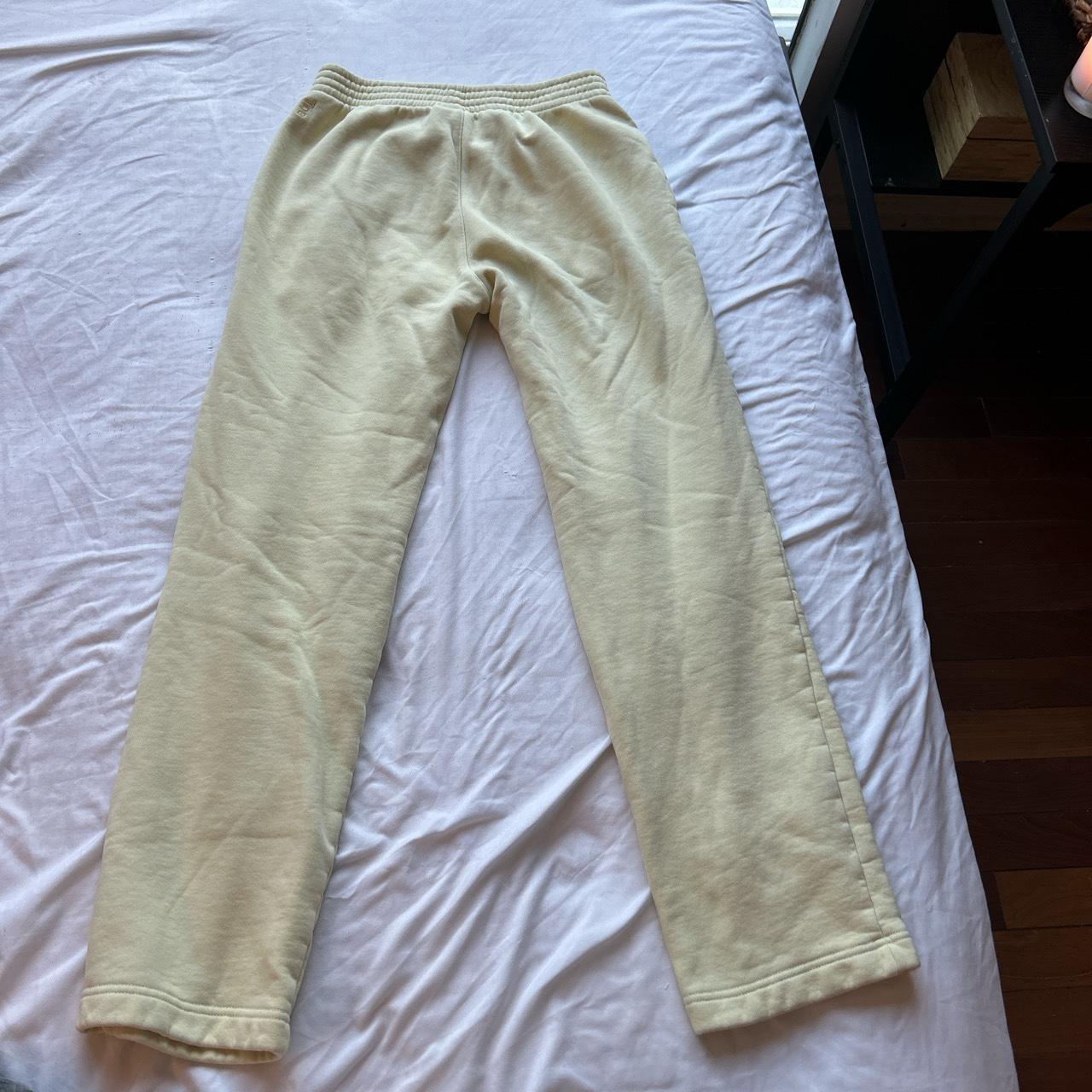 Aritzia cozy af fleece straight leg sweatpants... - Depop