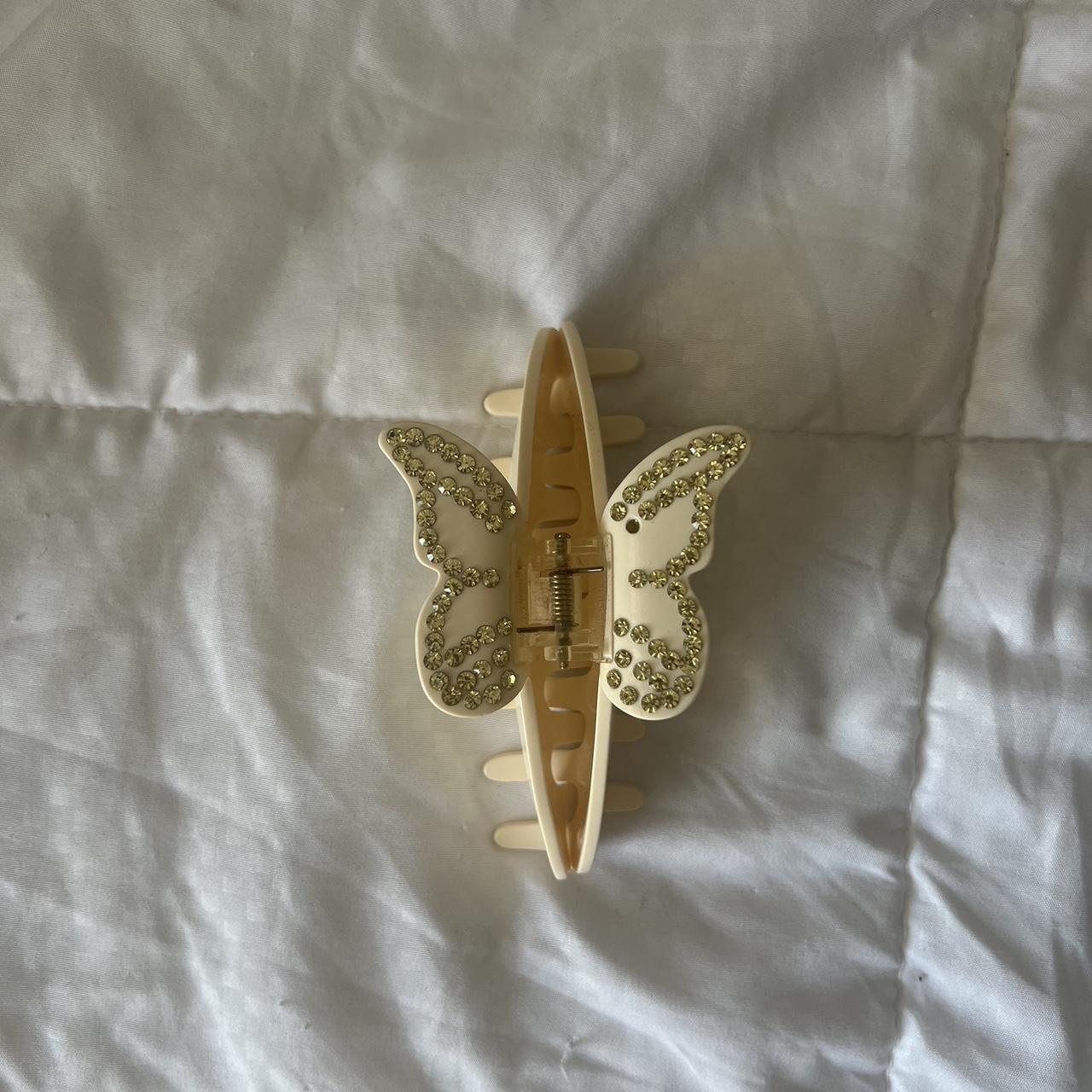 EMI JAY hair clip -Butter cream yellow 💛 Cut my hair... - Depop