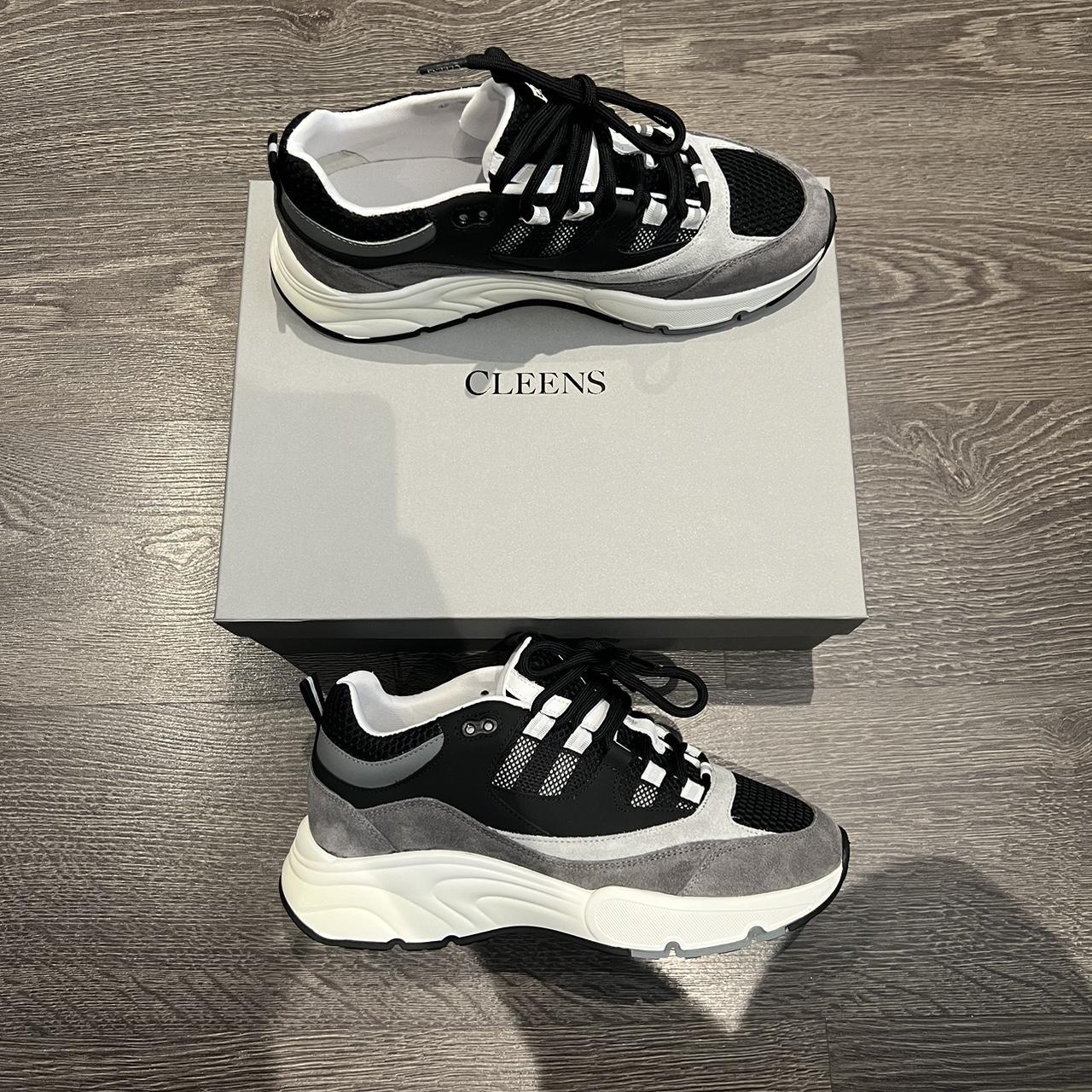 Cleens Areo runners Brand new never worn Size... - Depop