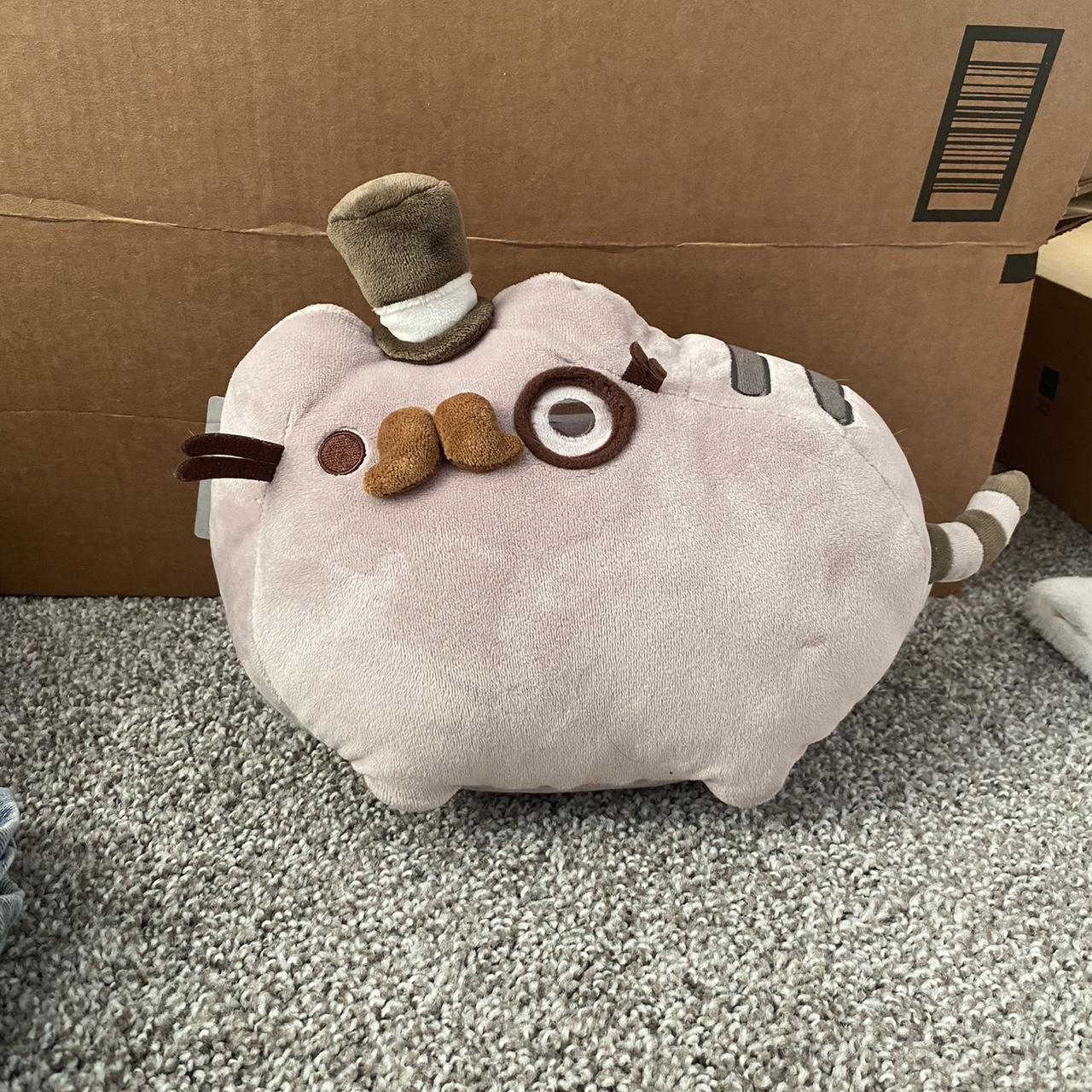Fancy Dapper GUND Pusheen Kitty Cat Plush with Top