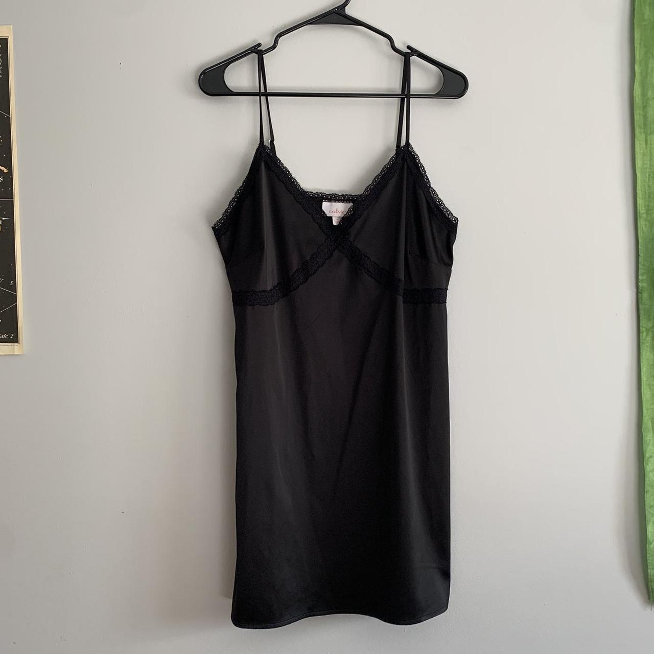 NWOT colsie mini slip dress Size medium - Depop