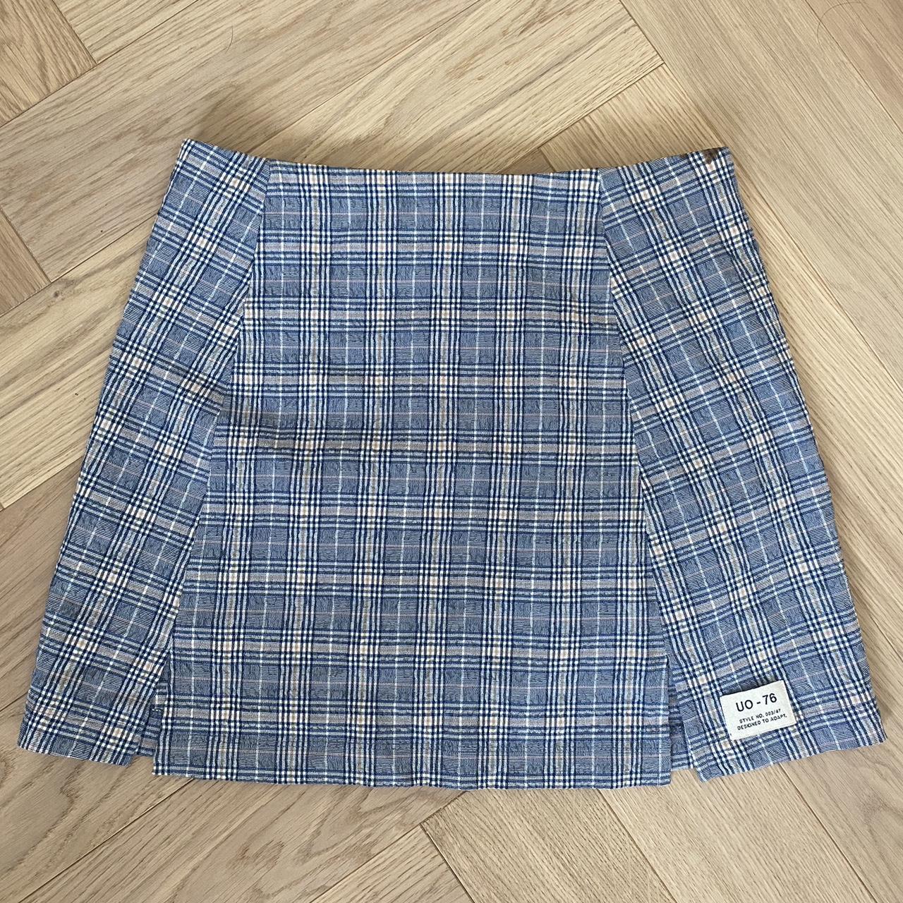 preppy vibe blue and white tartan skirt. so cute and... - Depop