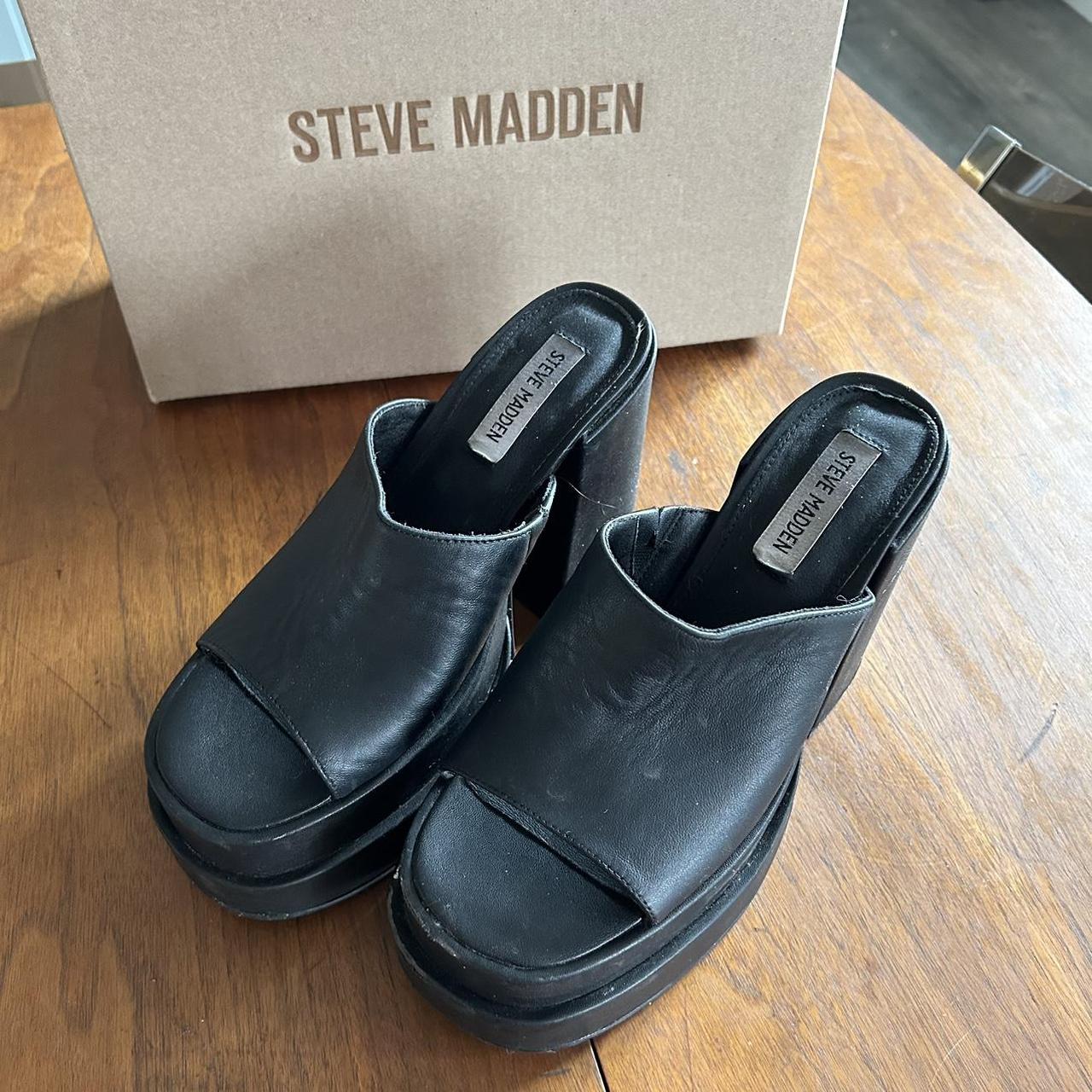 Shows wear in photos - in box - Depop