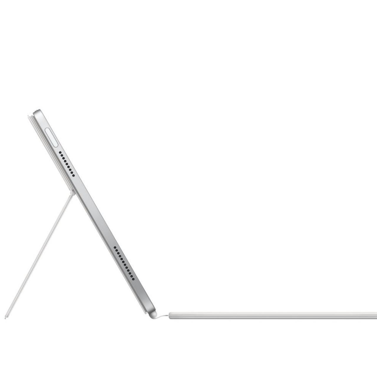 Magic Keyboard Folio Case for iPad (10th generation)... - Depop