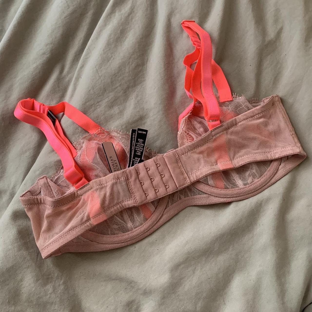 Victoria's Secret Women's Pink Bra | Depop