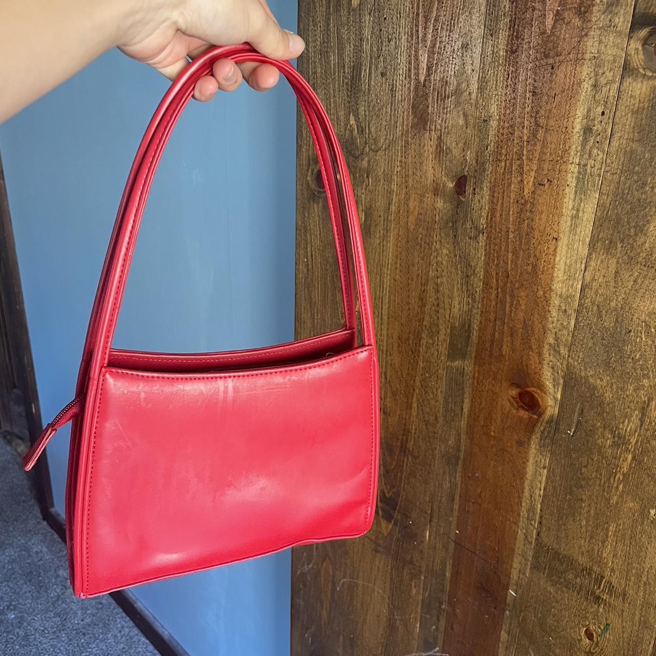 Cute bright red unbranded purse 👛 - Depop