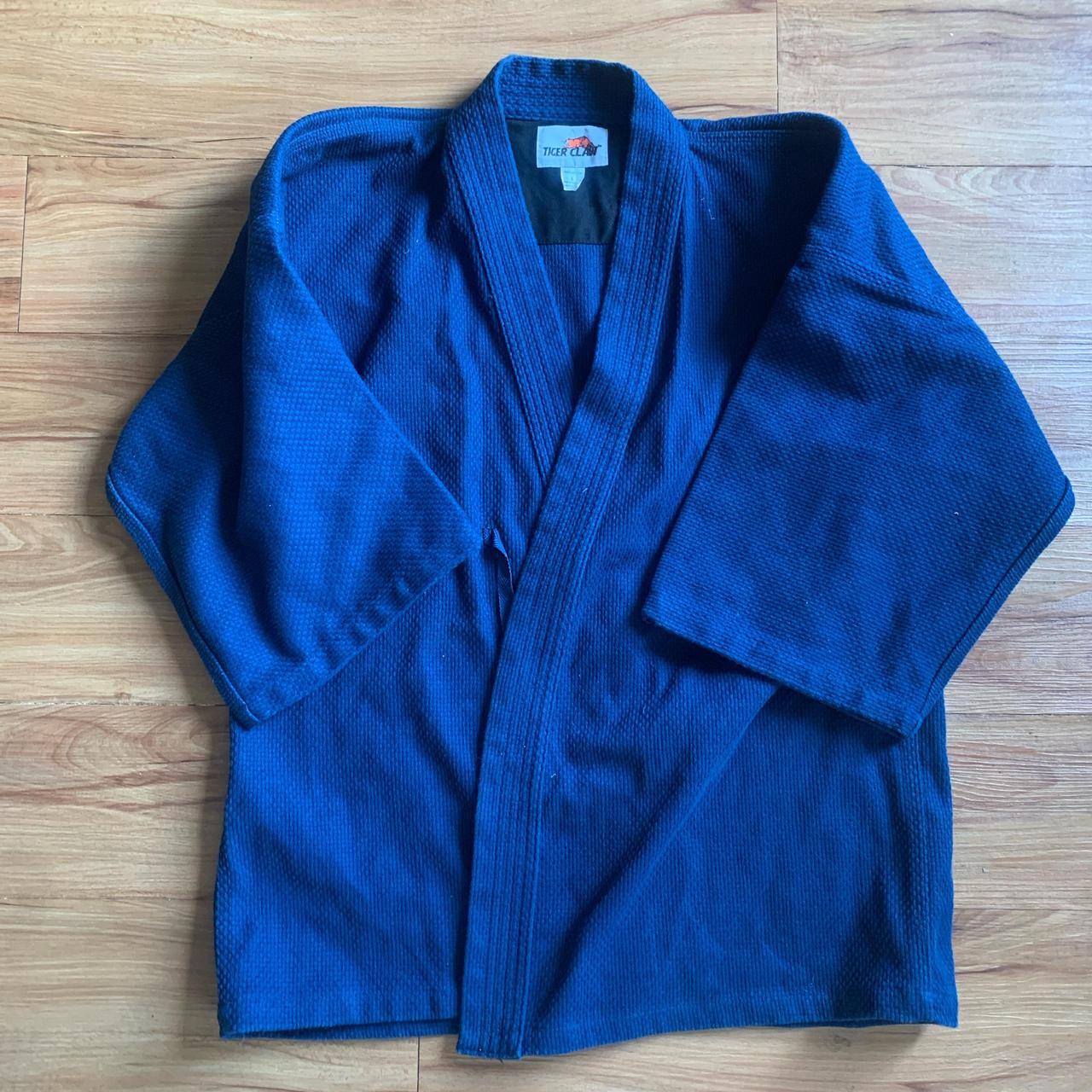 Heavy jiujitsu/judo/kendo gi top - thick navy blue... - Depop