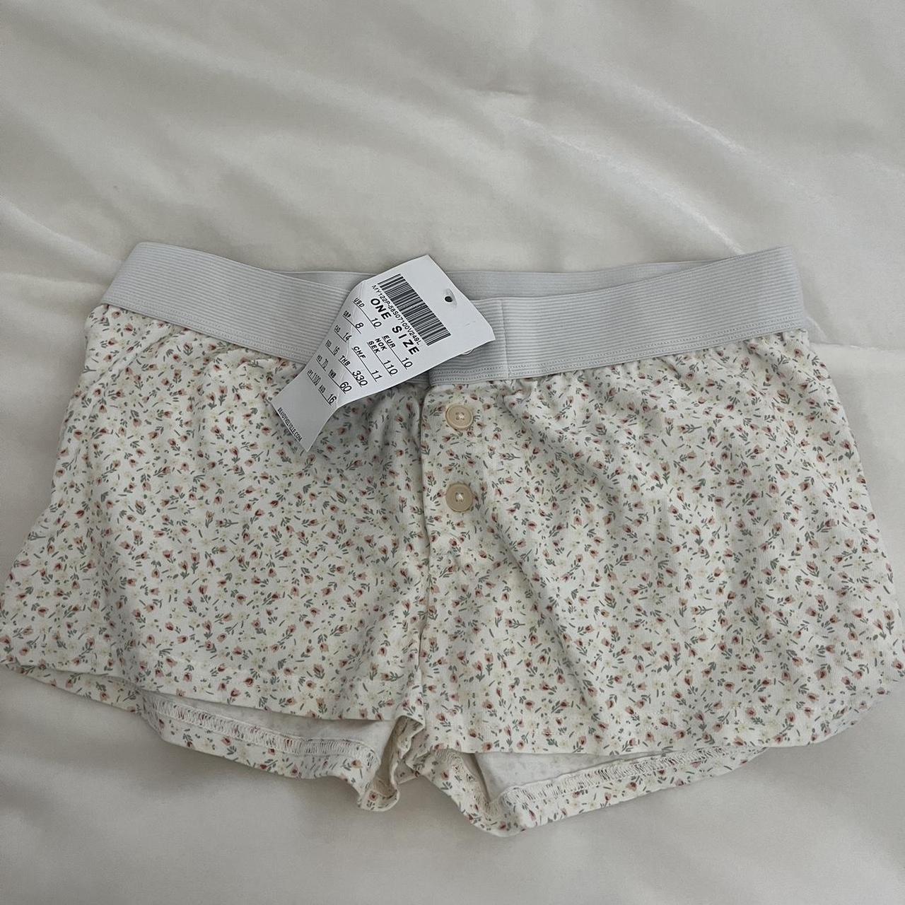 Brandy Melville boxer shorts still has tag - Depop